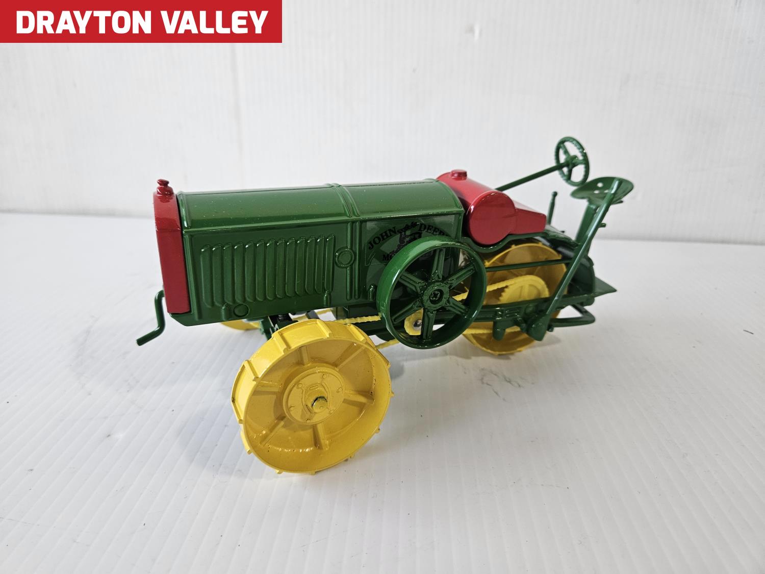 John Deere Dain Tractor [25FL05001-069] | Team Auctions