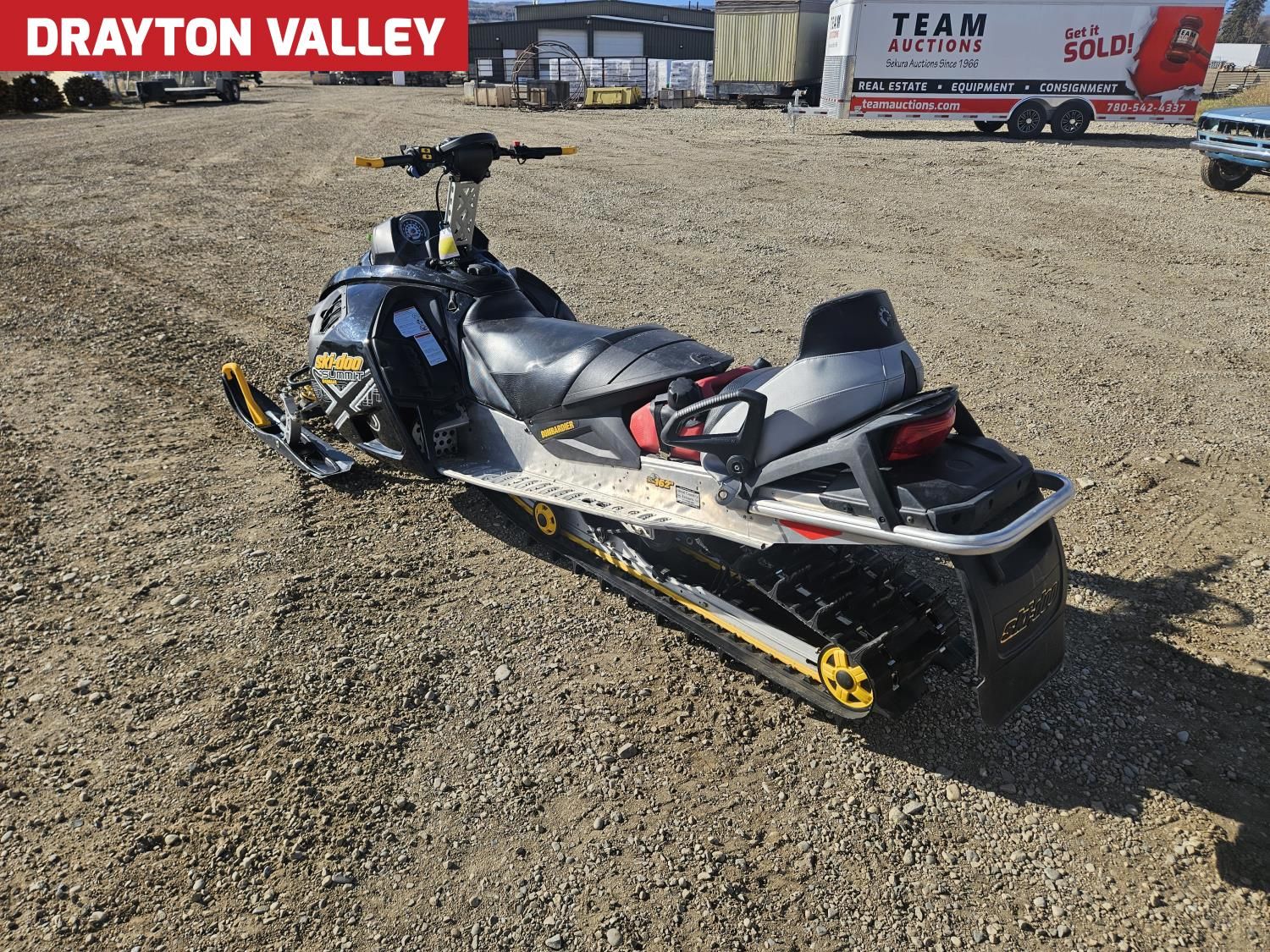 2005 Skidoo Summit Highmark Snowmobile [25JC10060-001] | Team Auctions