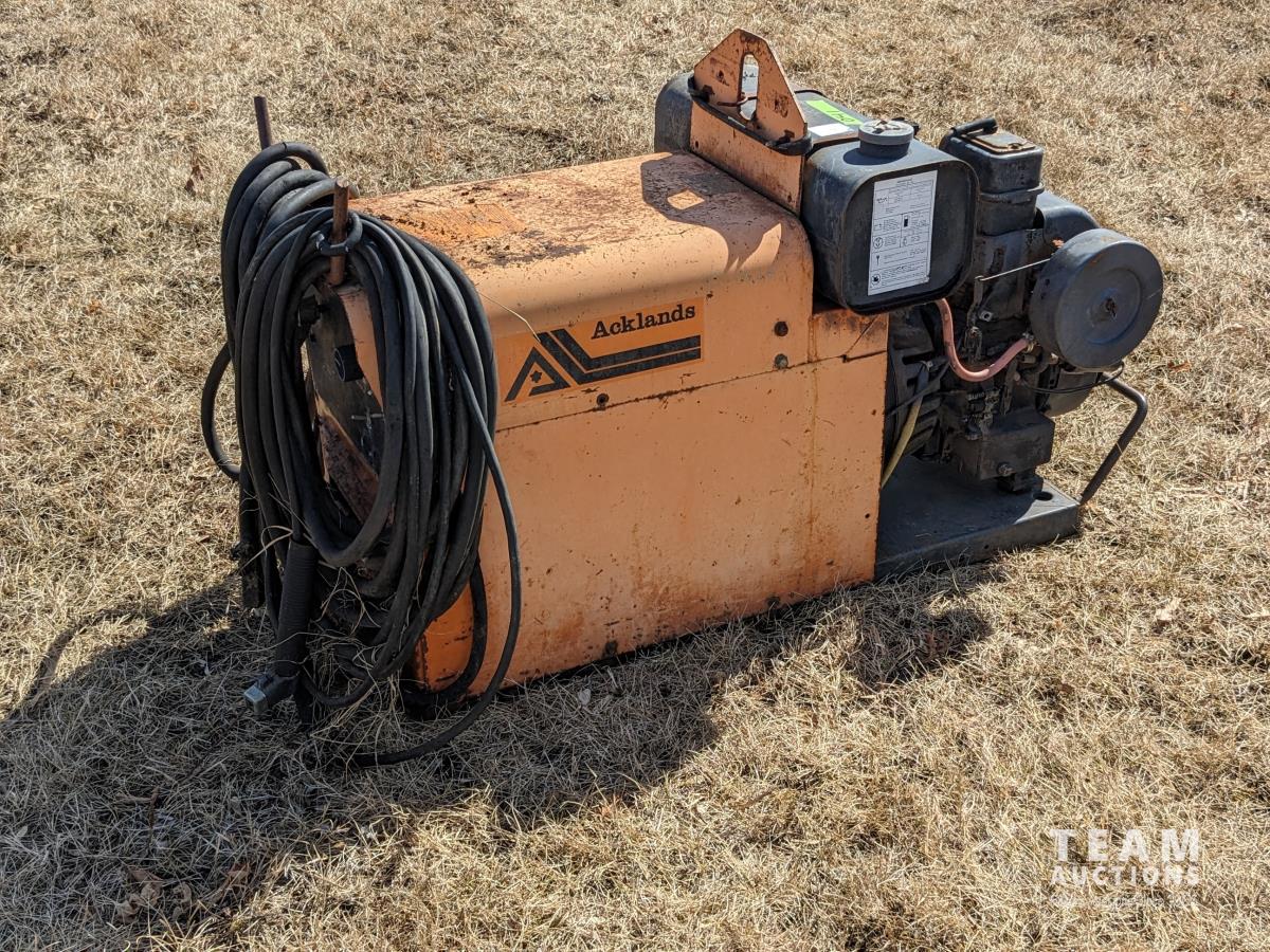 Acklands Gas Welder [23EE18001-041] | Team Auctions