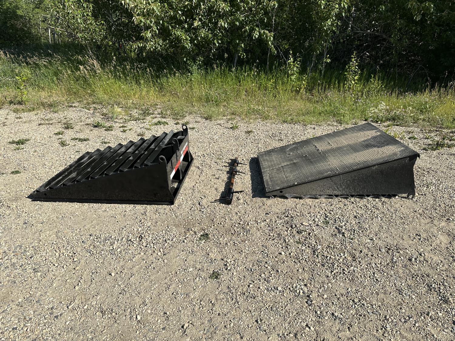 SWS Double Wide Trailer Ramps [24GG37016-006] | Team Auctions