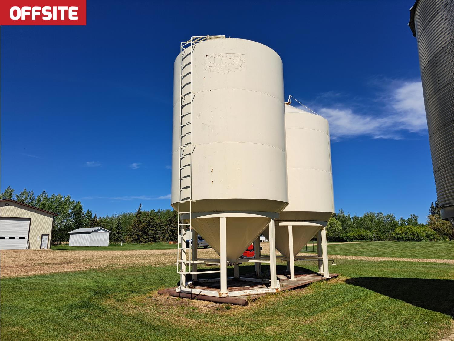 Wheatland 12 Ft Smooth Wall Hopper Bin [25FF07032-008] | Team Auctions