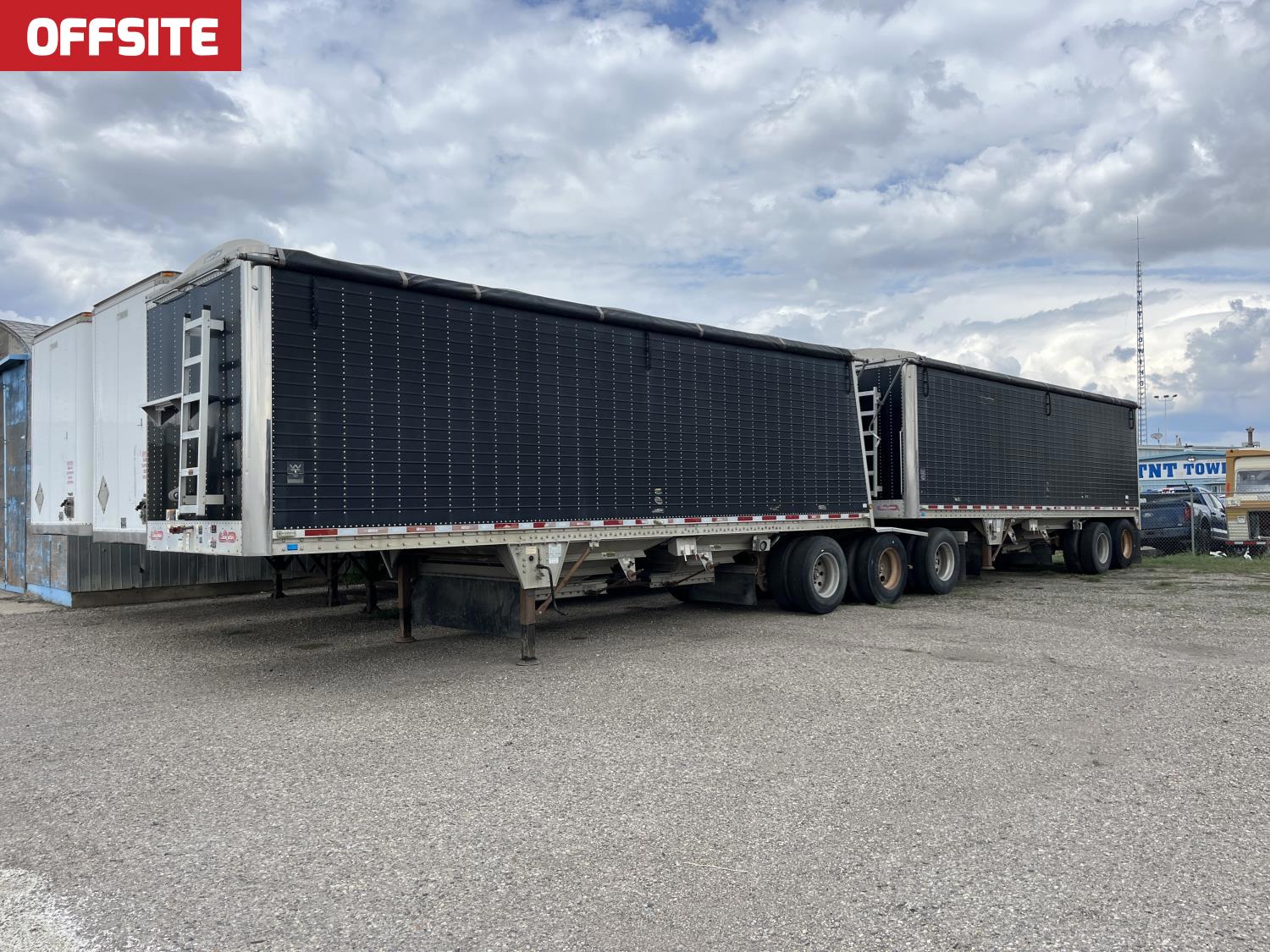 2010 Wilson Super B Grain Trailers [25GC02002-001] | Team Auctions