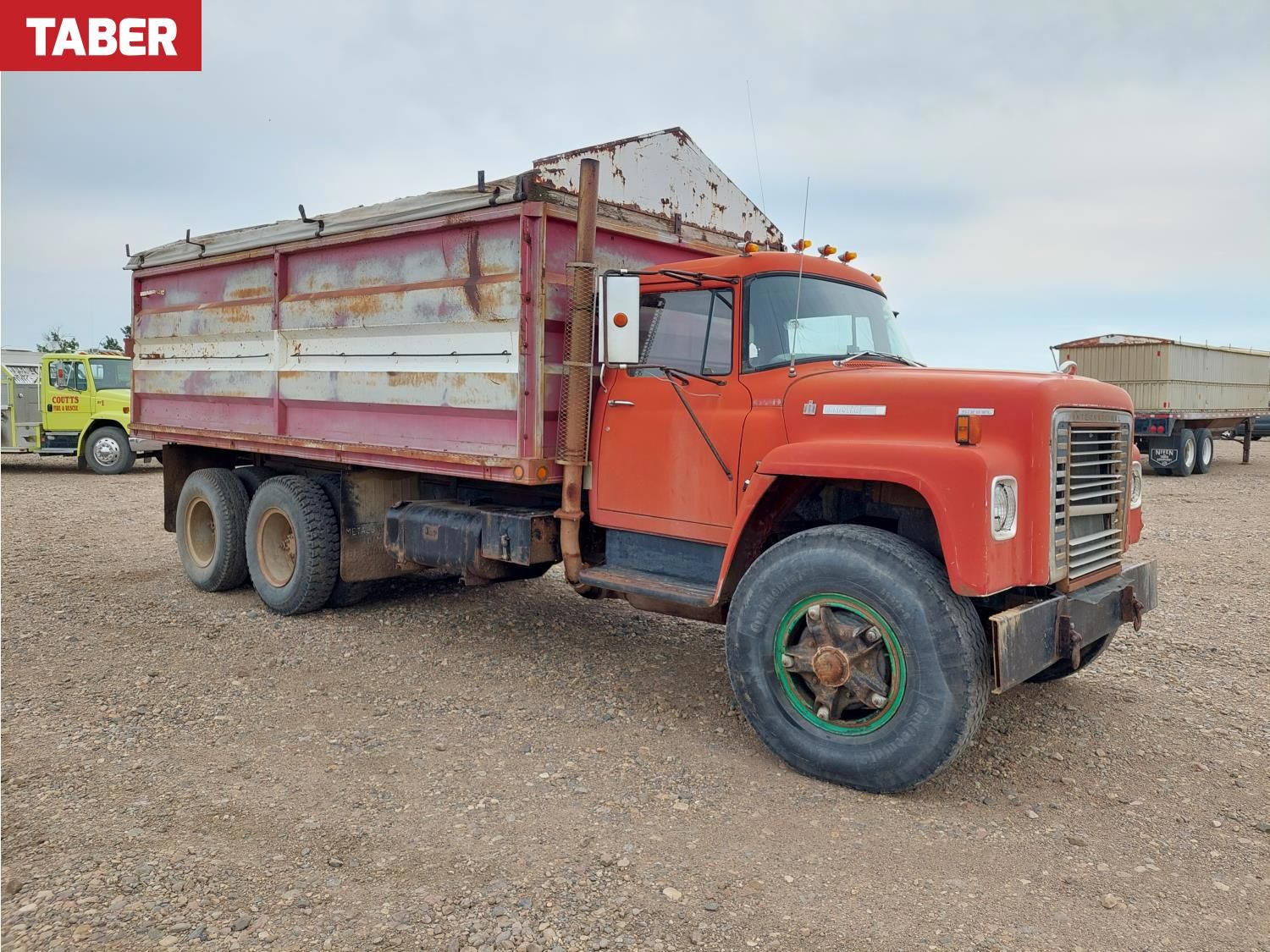 1977 International Harvester Loadstar 1850 T/A Grain Truck [25IG02036 ...
