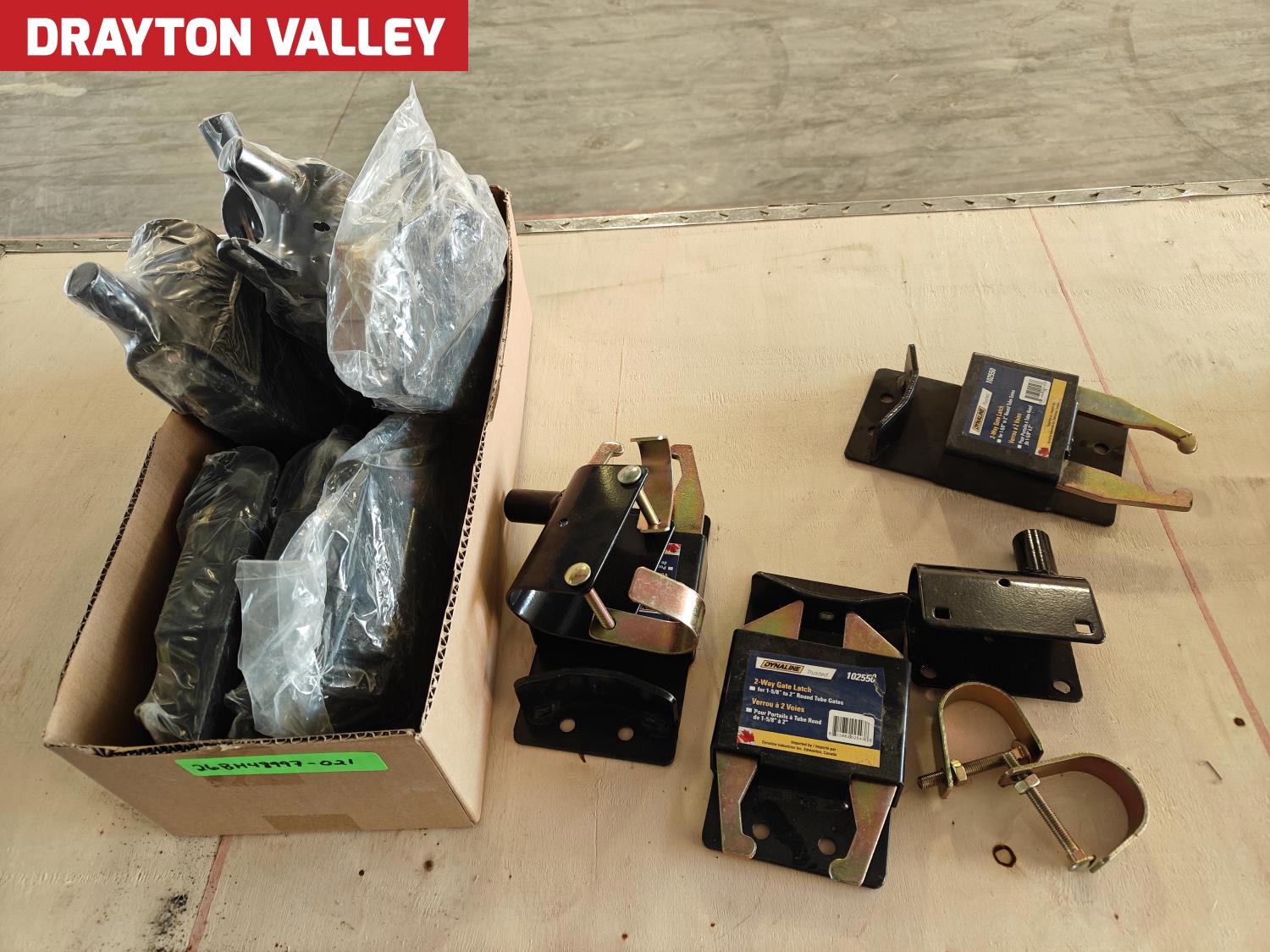 (9) Dynaline 2-Way Gate Latches (Unused) [26BH48997-021] | Team Auctions