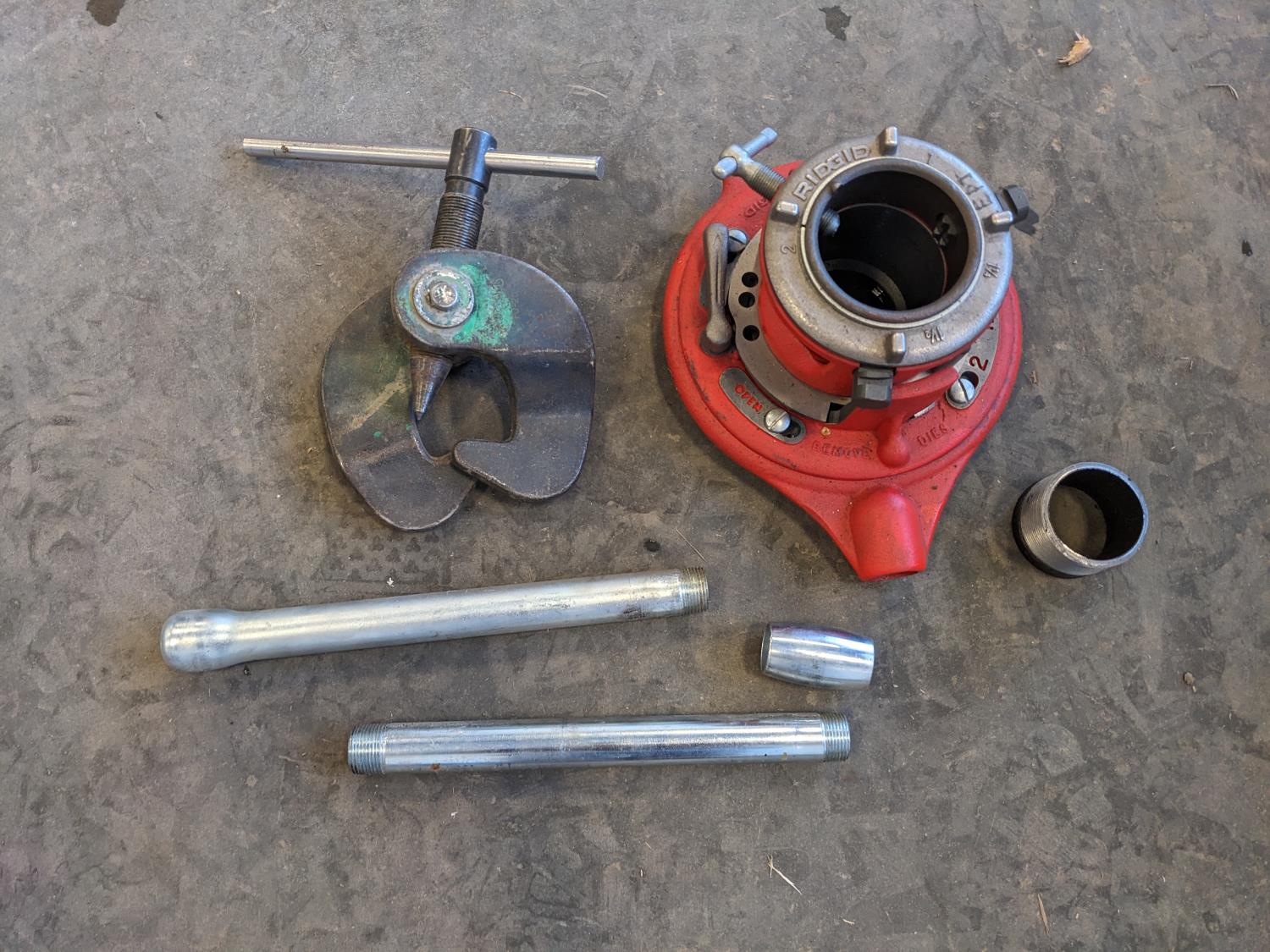 Ridgid 65R-TC Pipe Threader [24CC05002-005] | Team Auctions