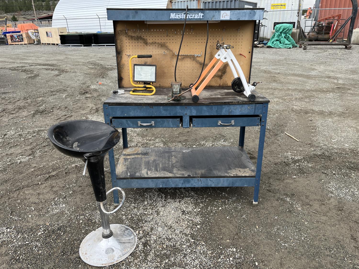 Mastercraft Work Bench [25DB32995-020] | Team Auctions