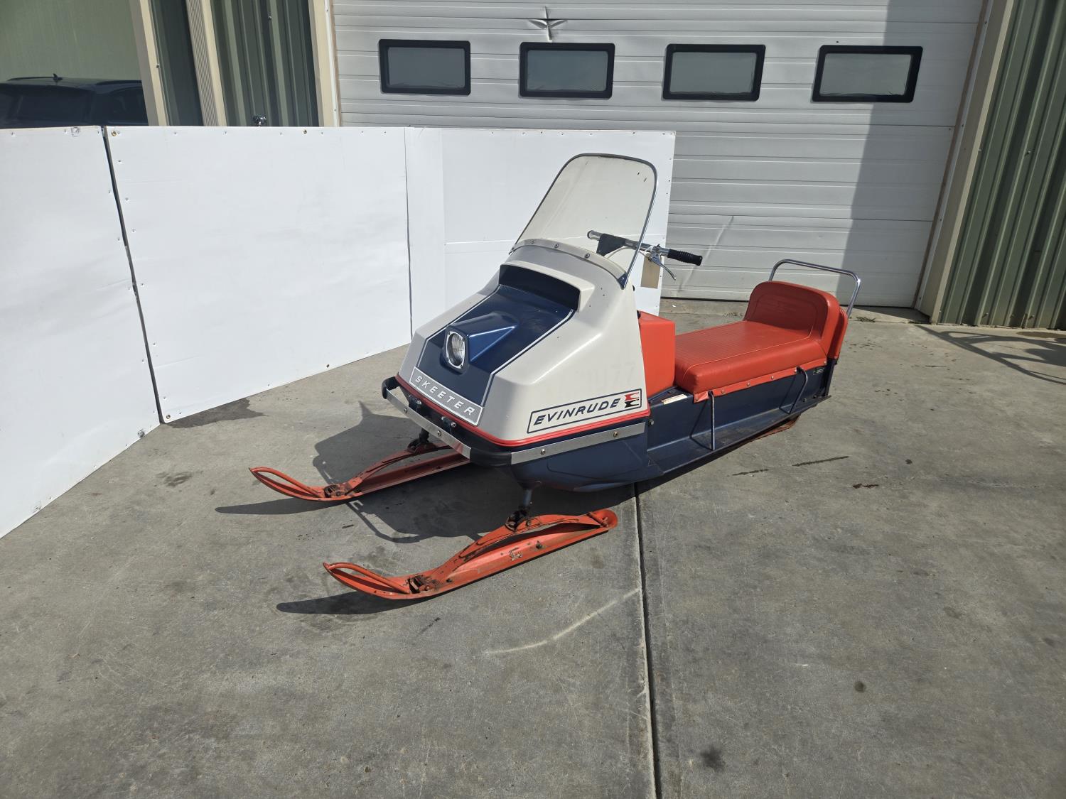 1968 Evinrude Skeeter Snowmobile [25IJ05001-064] | Team Auctions
