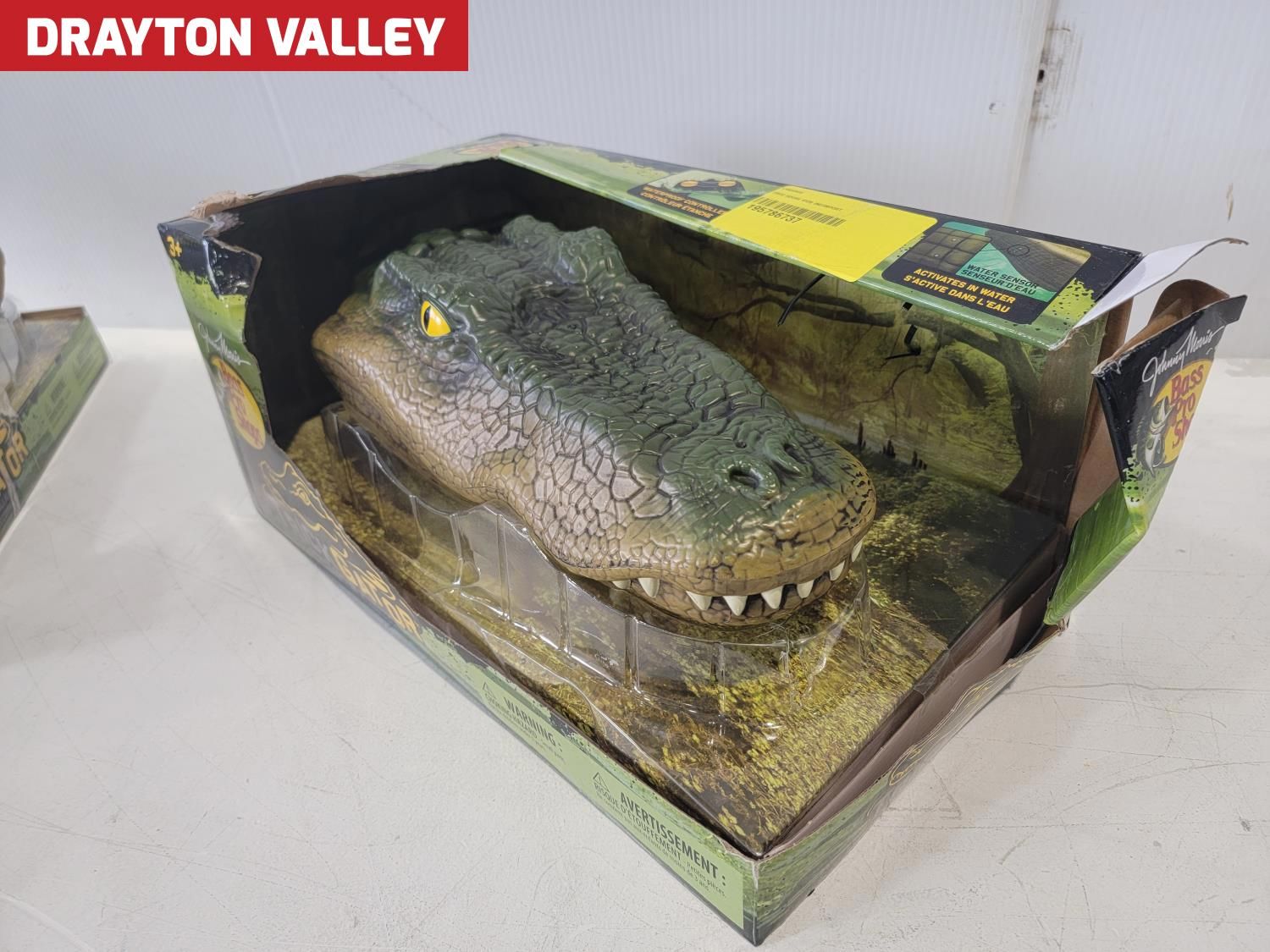 (2) Bass Pro Shops Trick Gator Remote Control Alligators [25JD10977-100 ...
