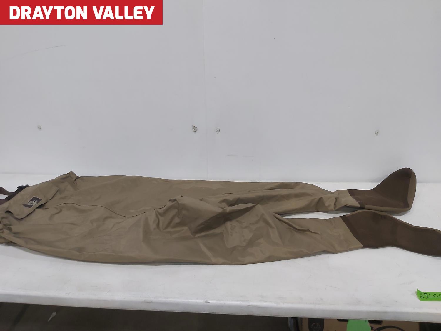 White River Size XL Waders [25LC10977-208] | Team Auctions