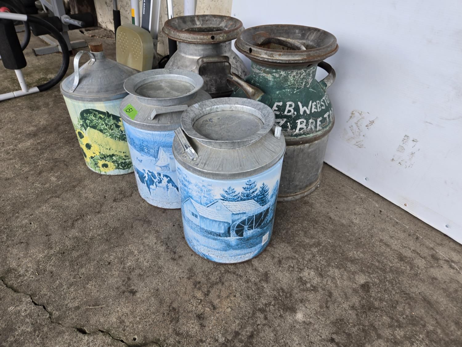 (2) 5 Gallon Cream Cans, (3) Decorated Milk Cans [25HE37001-151] | Team ...