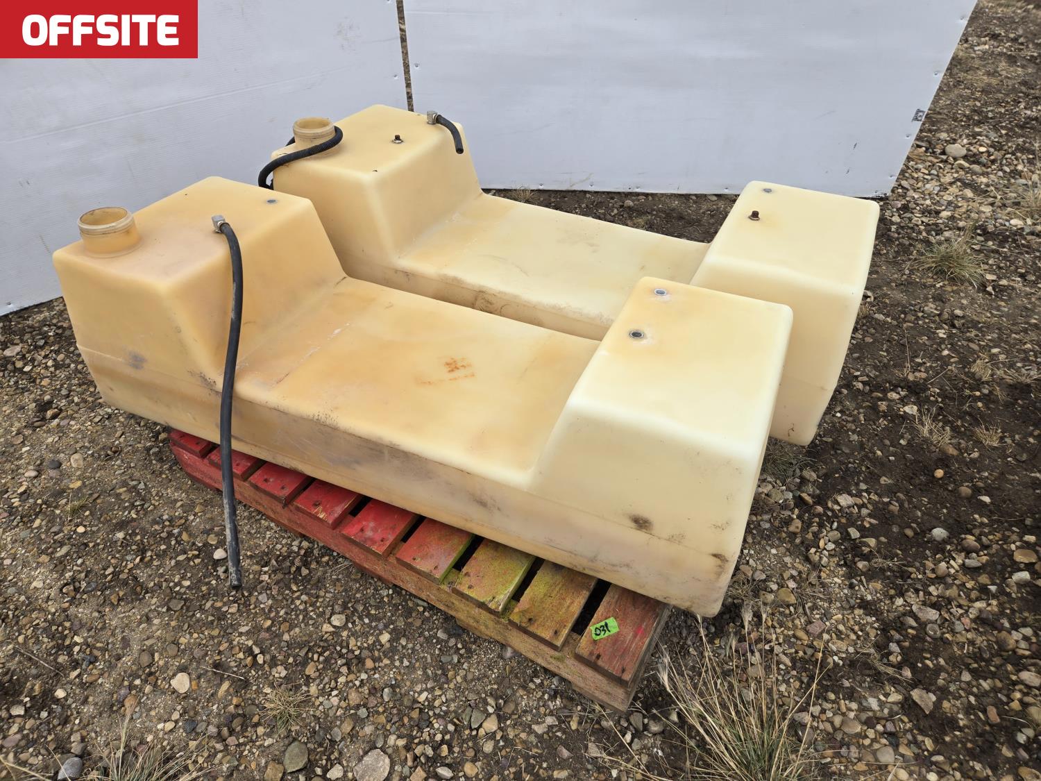 (2) Poly Light Tower Fuel Tanks [25JC37021-031] | Team Auctions