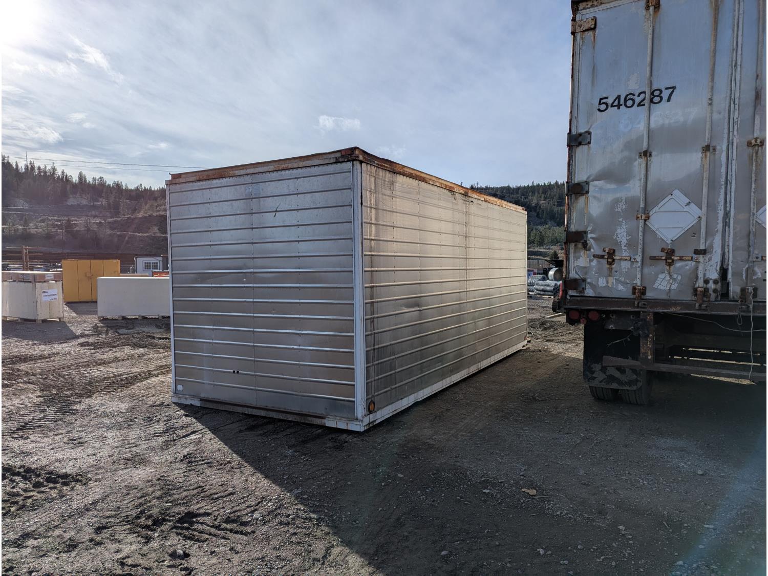 20 Foot Cube Van Box [25BD32997-008] | Team Auctions