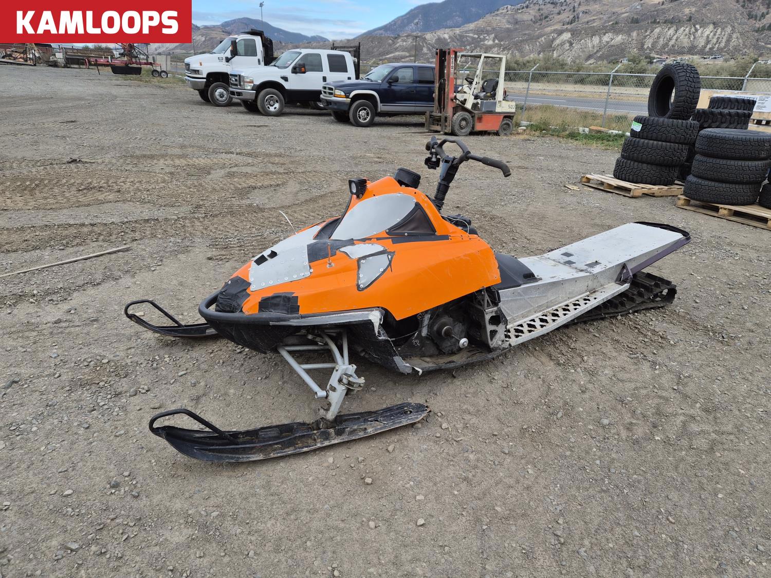 2007 Arctic Cat Snowmobile (Inoperable) [25KF93011-003] | Team Auctions