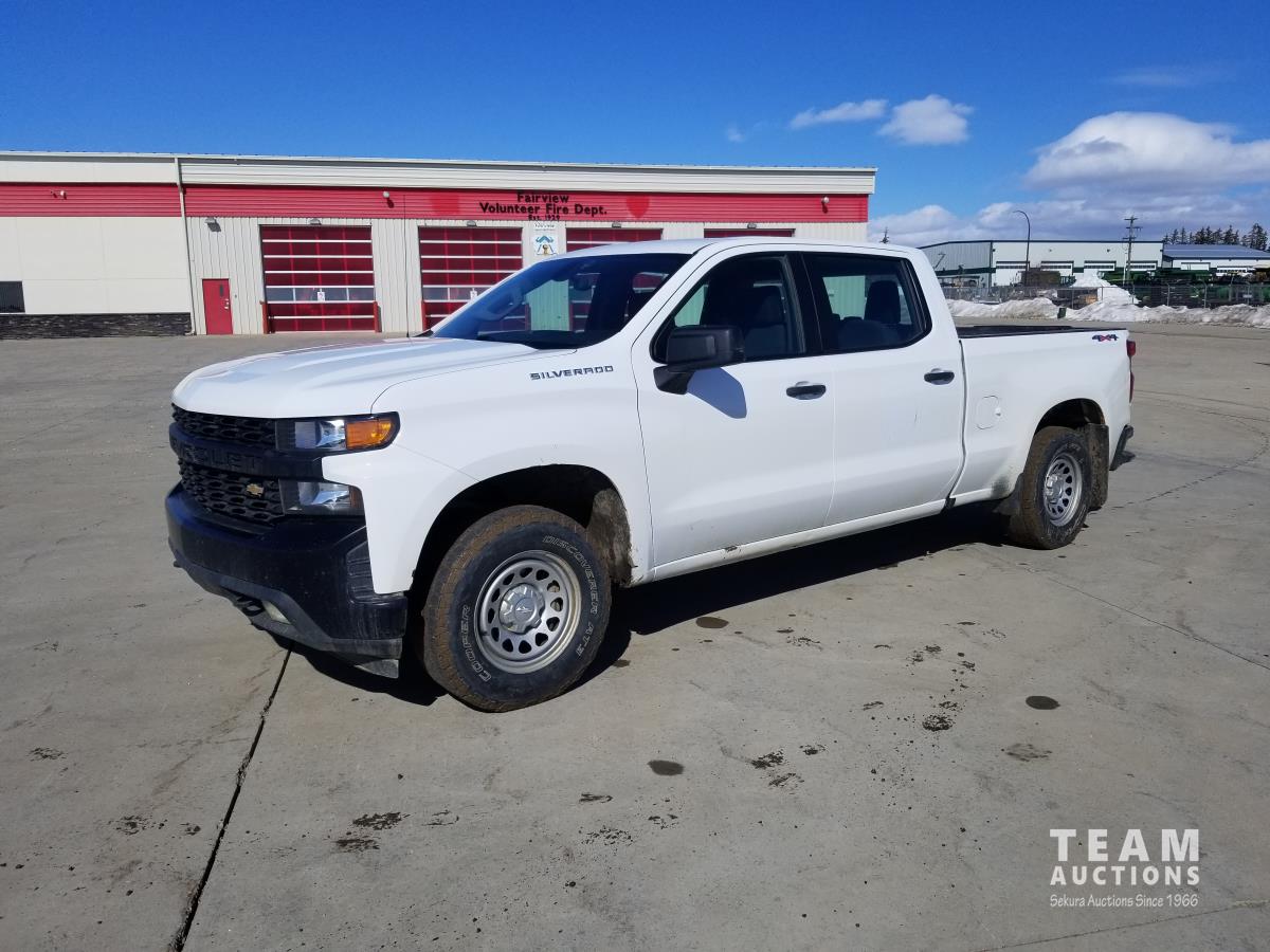 2019 Chevrolet Silverado 4X4 Crew Cab Pickup Truck [23DF07028-002 ...