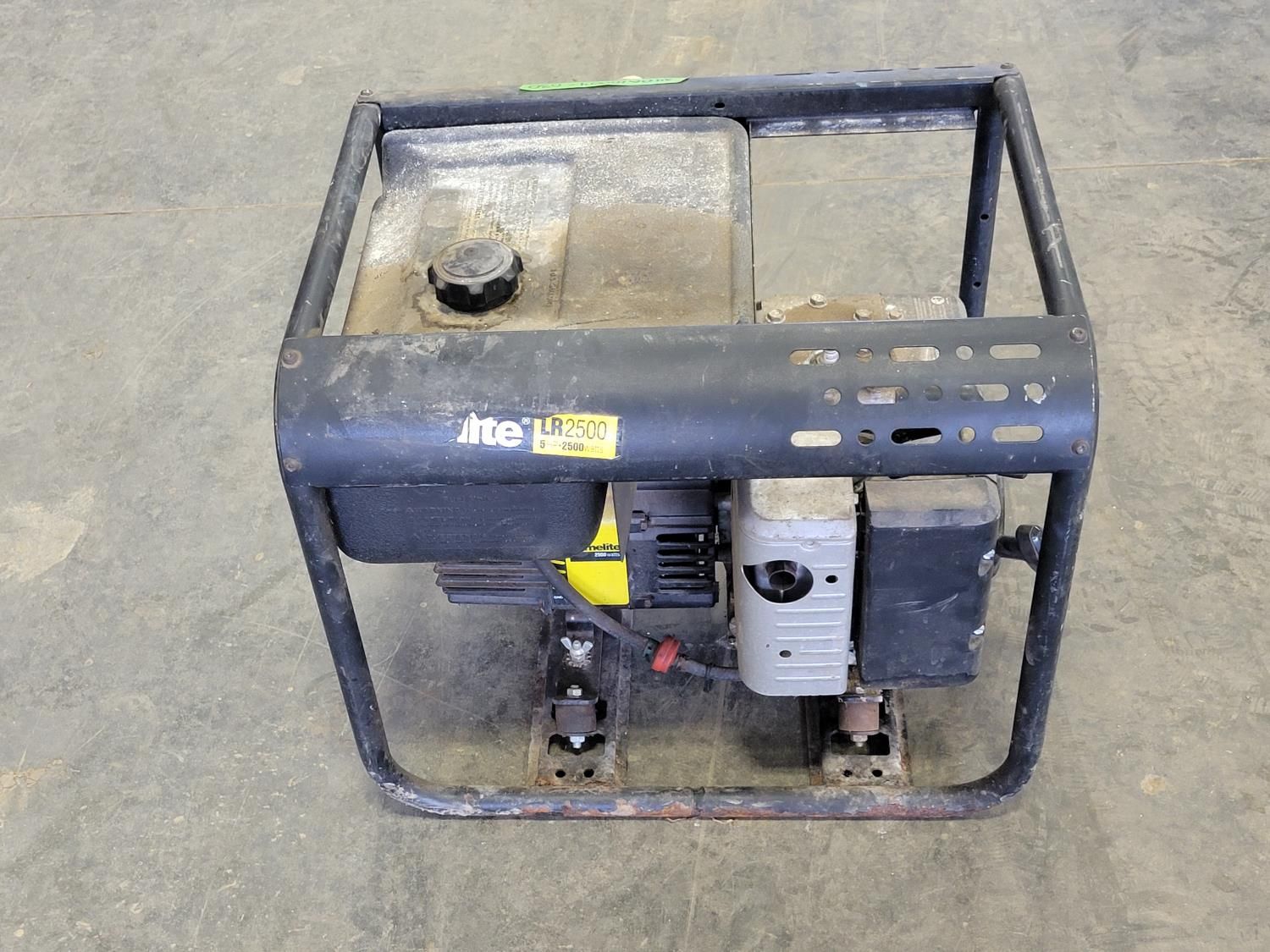 Homelite LR2500 2500 Watt Gasoline Generator [24DA10004-030] | Team ...