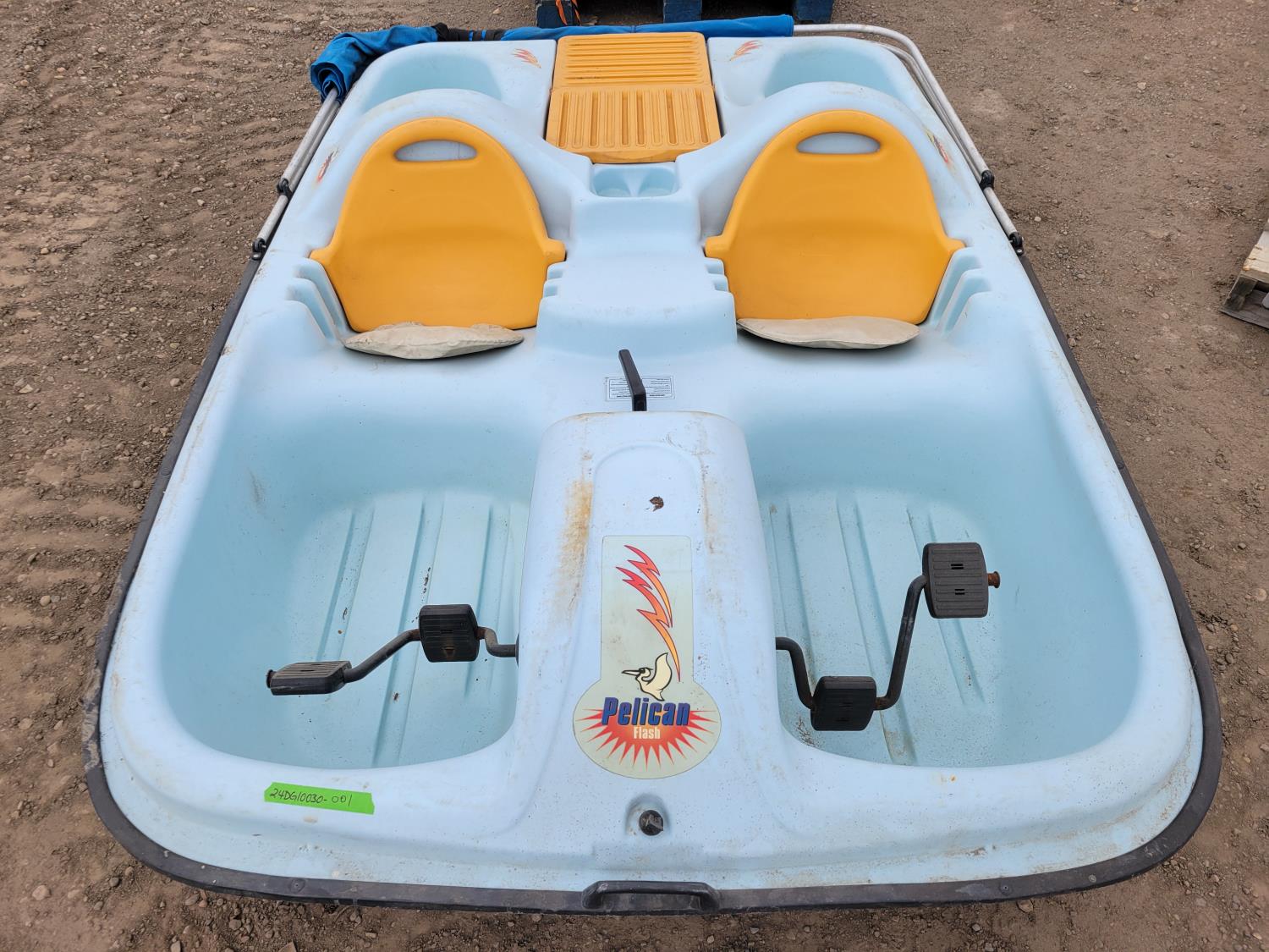 Pelican Flash Two Person Paddle Boat with Canopy [24DG10030-001] | Team ...