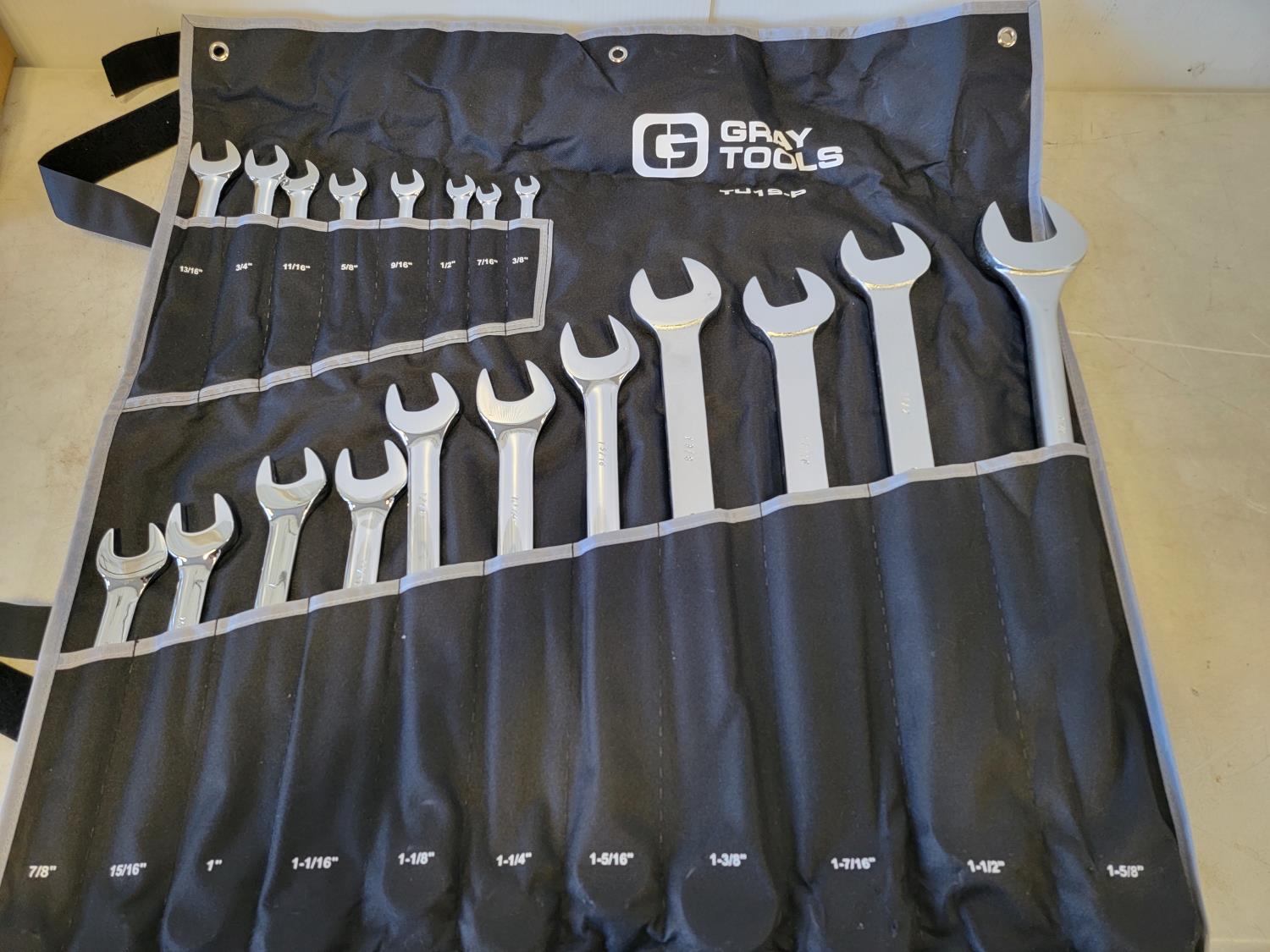 Gray Tools Combination Wrench Set with Carry Pouch (Unused) [24DA05990 ...