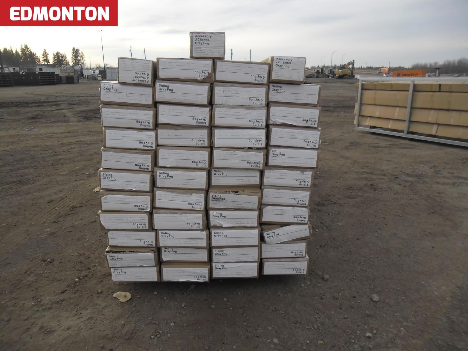 Large Qty of 12.5 Ft Gray Fog Vinyl Siding and J Channel (Unused ...