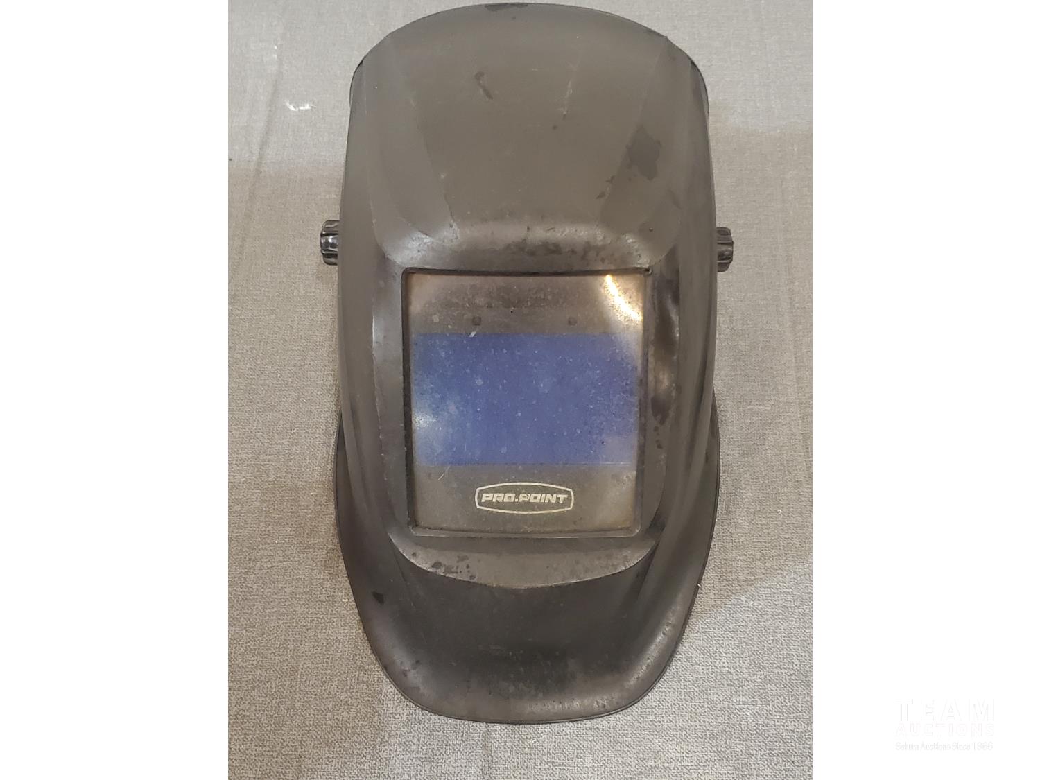 Pro Point Welding Helmet [23JB05002-235] | Team Auctions