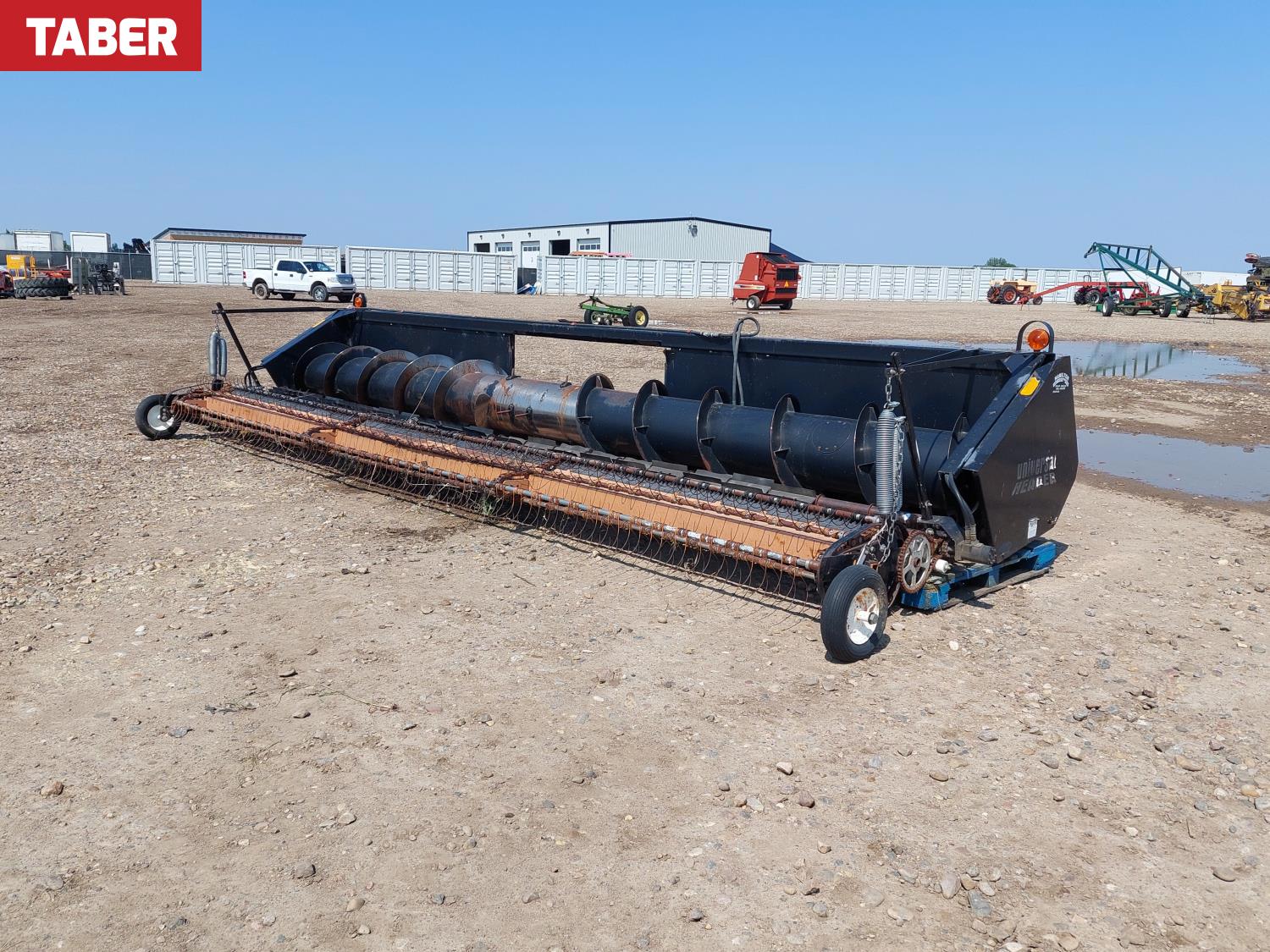 Universal Header UH-22 22 Ft Pickup Bean Header [25GC02057-001] | Team ...