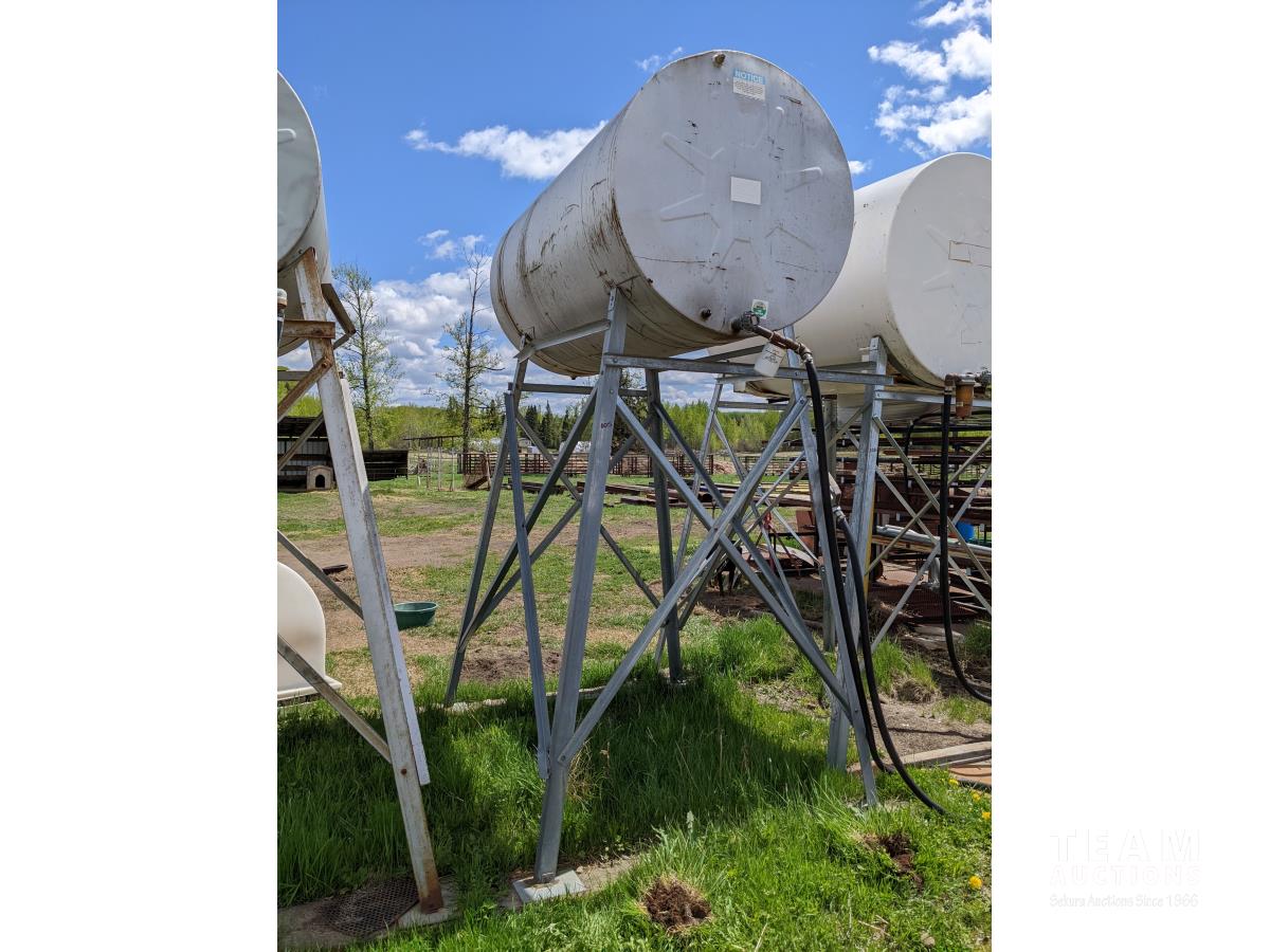 Westeel 500 Gallon Fuel Tank with Stand [22GF08001-005] | Team Auctions