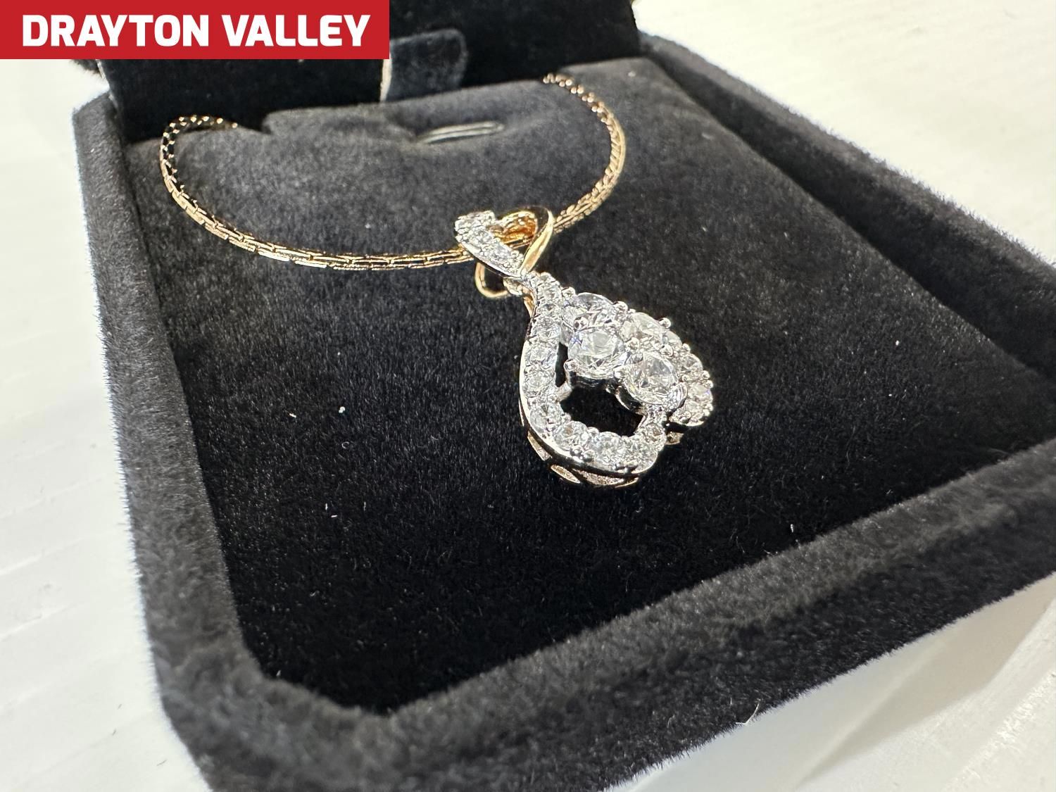 Smartlife 18K Gold Plated Simulated Diamond (CZ) Heart Cluster Necklace ...