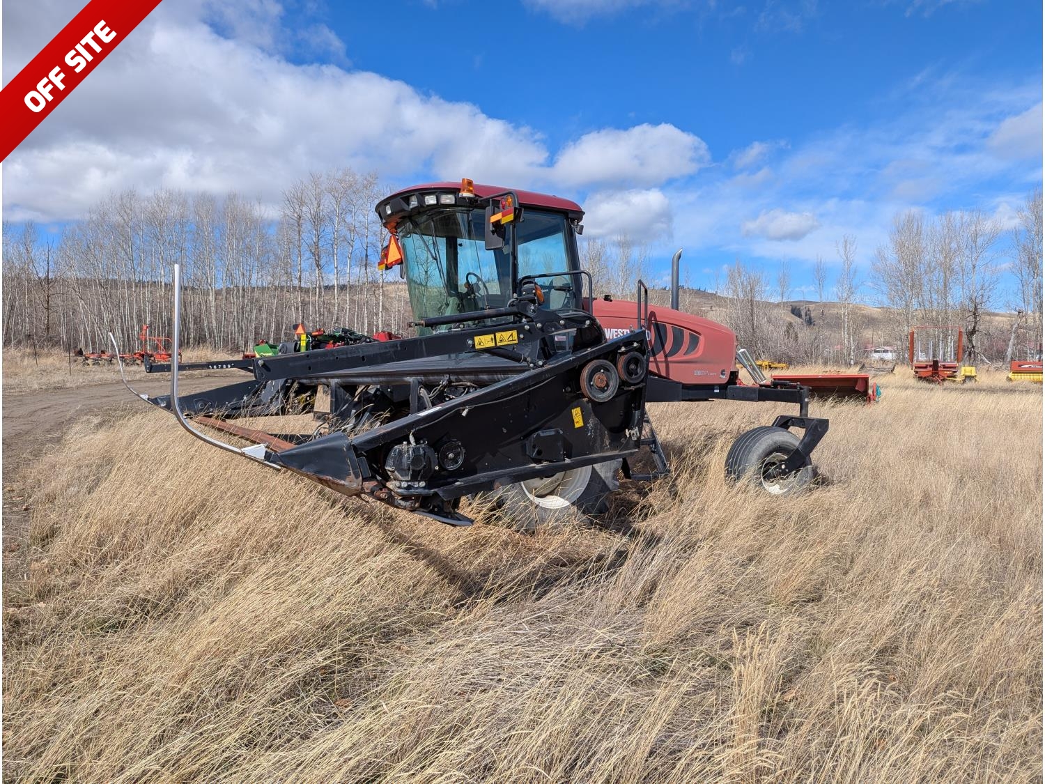2012 MacDon Westward M205 Swather Tractor [25DA10011-006] | Team Auctions