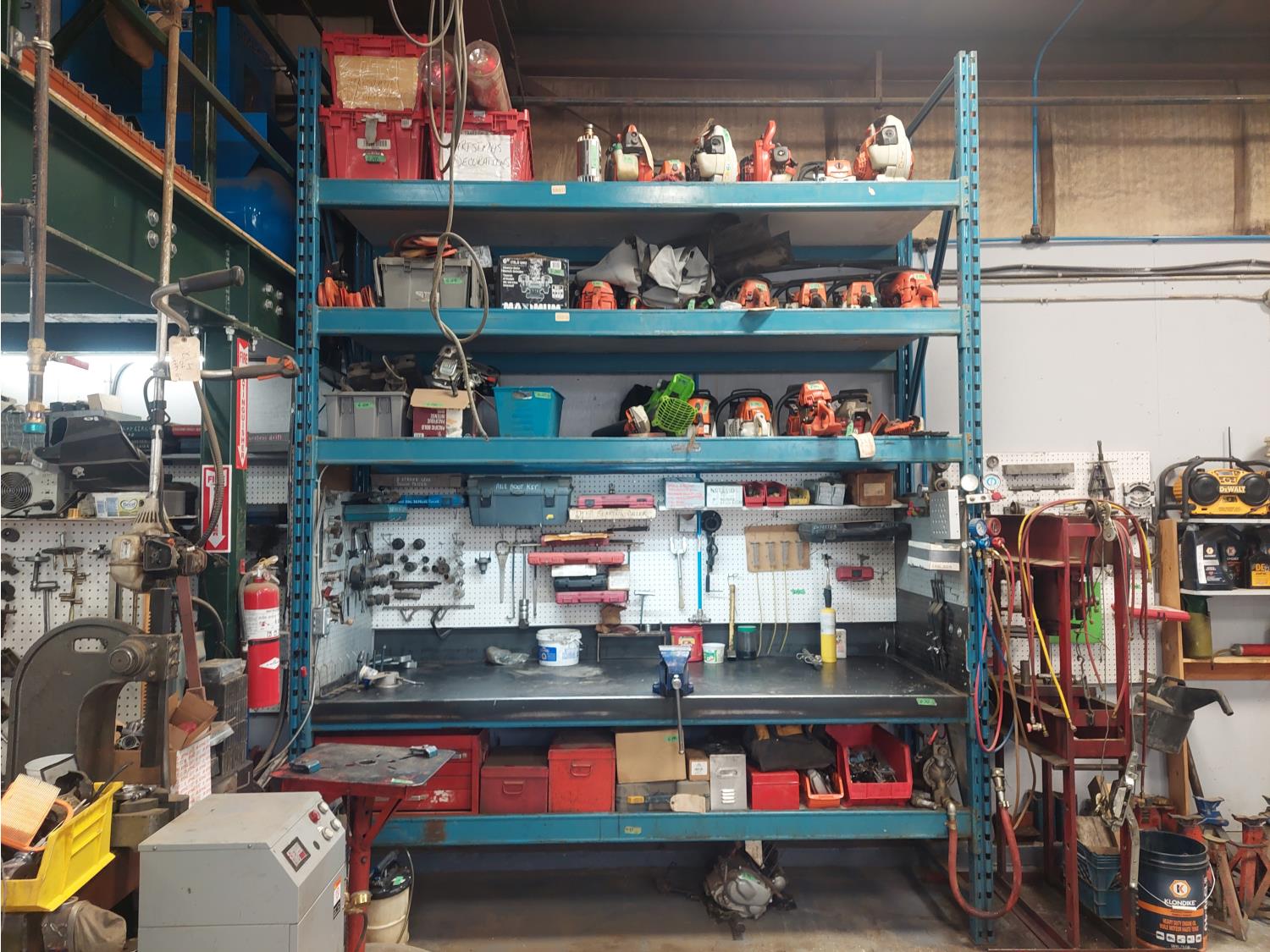 Custom Built Work Bench On Pallet Racking [24JH02006-212] | Team Auctions