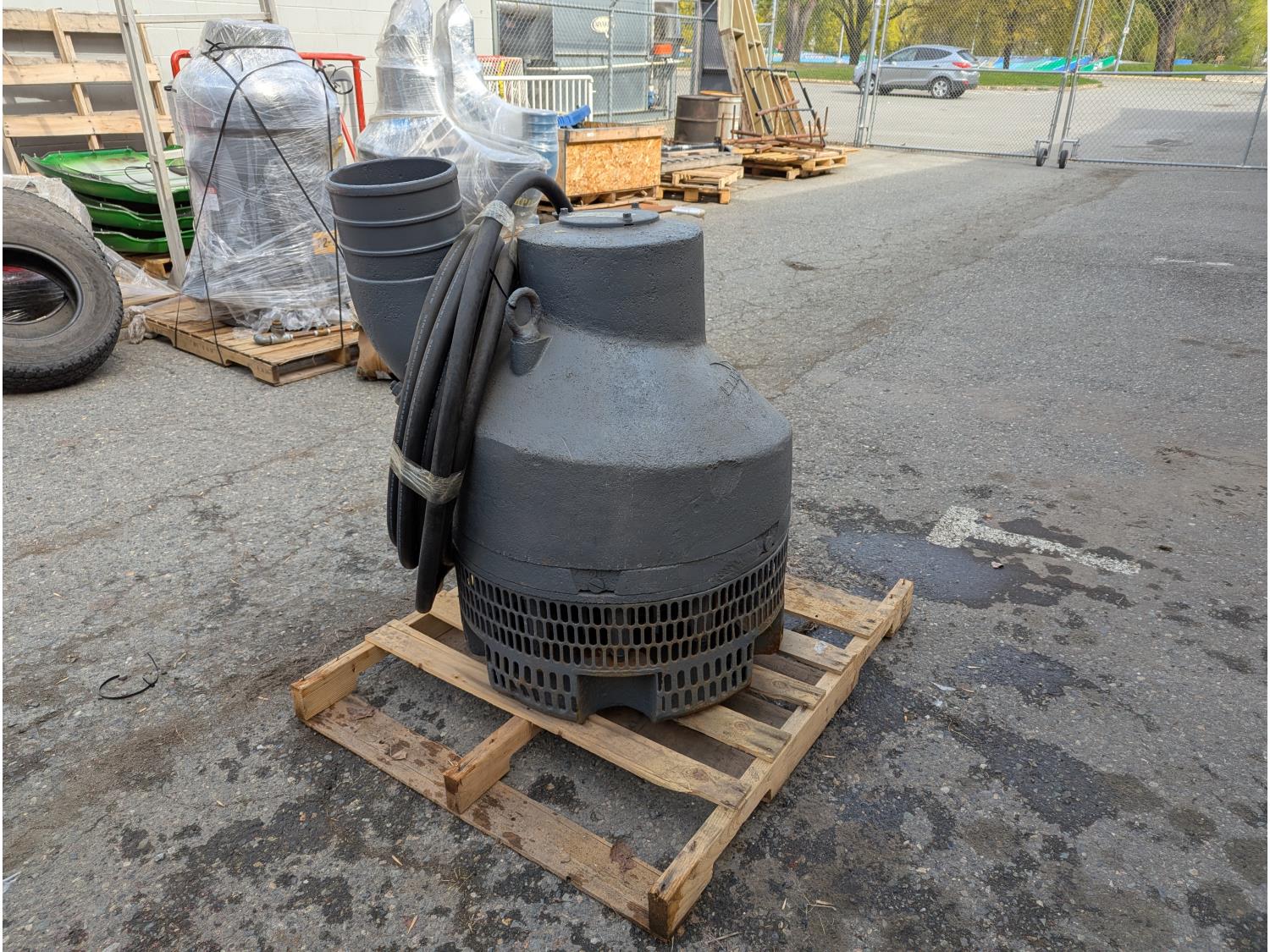 FLYGT Submersible Pump [25DJ32998-185] | Team Auctions