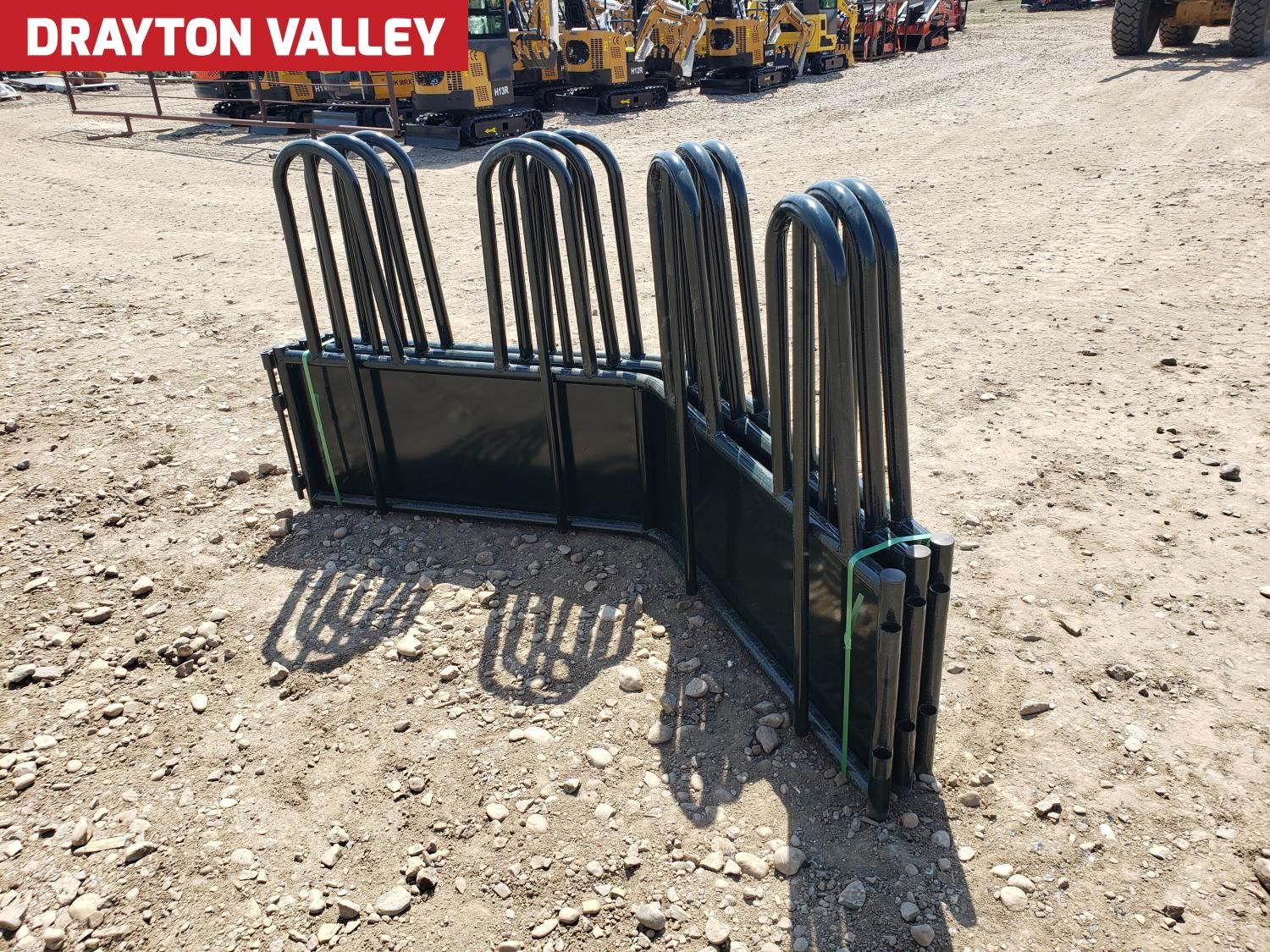 (2) Heavy Duty Tombstone Bale Feeder (Unused) [26AB10998-033] | Team Auctions