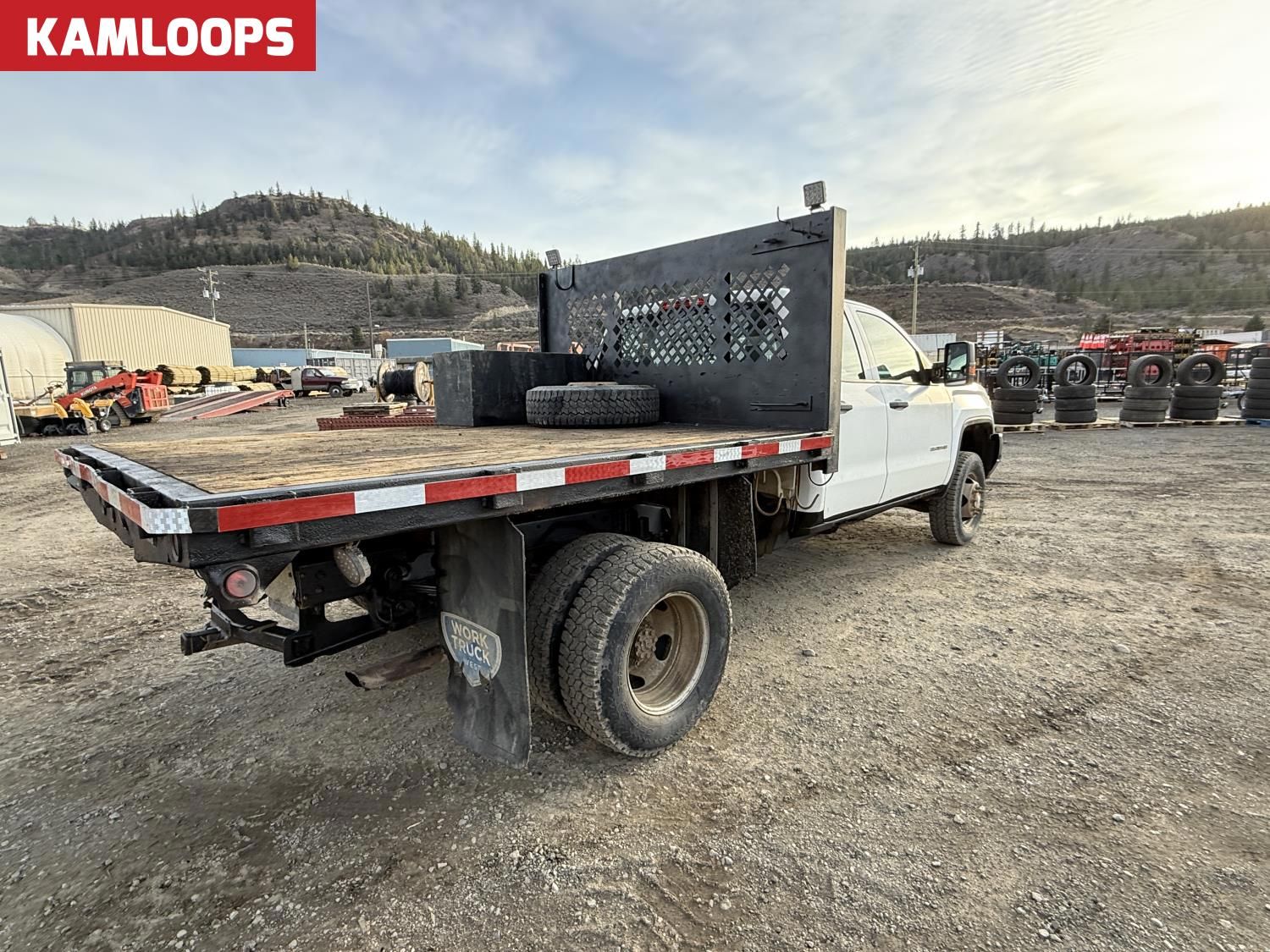 2015 GMC Siera 3500HD 4X4 Extended Cab Dually Flat Deck Pickup Truck ...