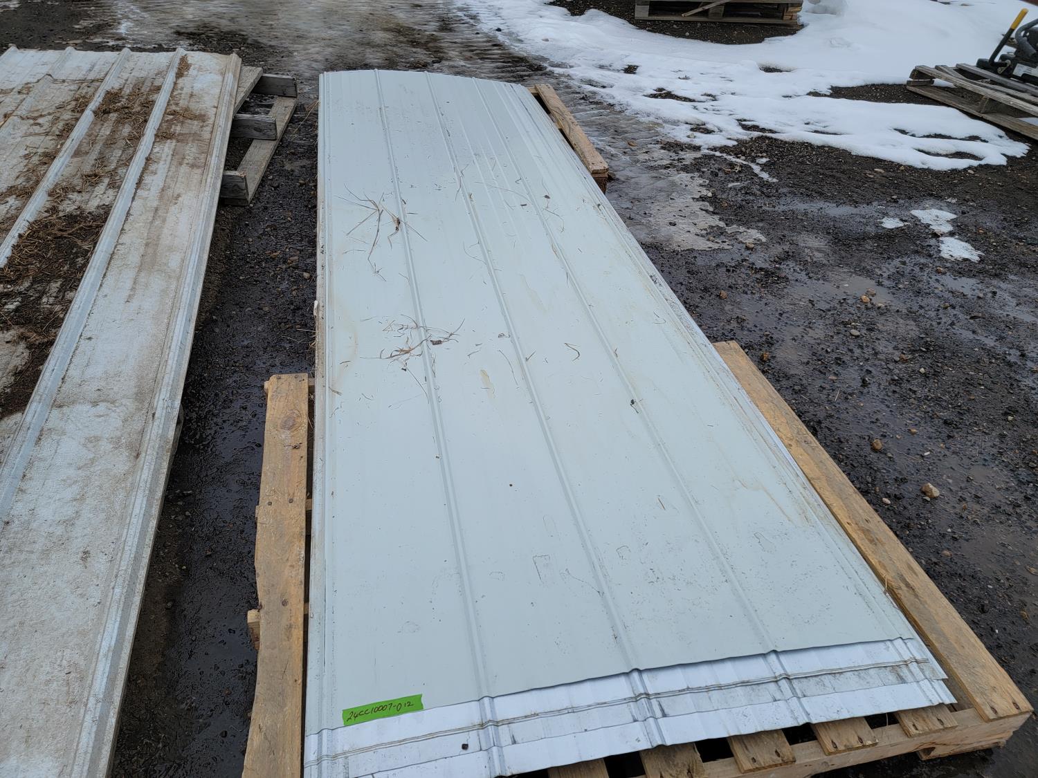 (6) 10 Ft X 39 Inch Sheets of V Rib Metal [24CC10007-012] | Team Auctions