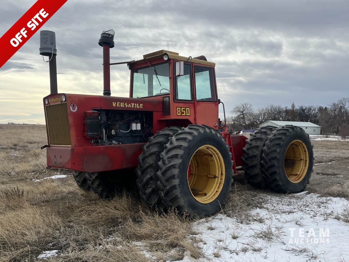 Versatile 850 4WD Tractor (Inoperable) [23CA02082-001] | Team Auctions