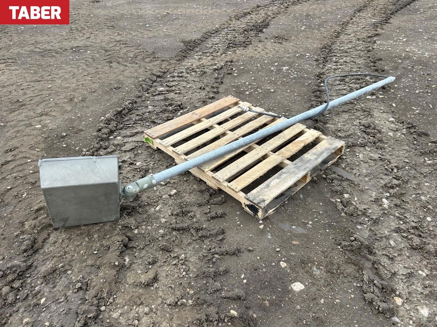 125 Inch Metal Light Post [25KJ02100-014] | Team Auctions