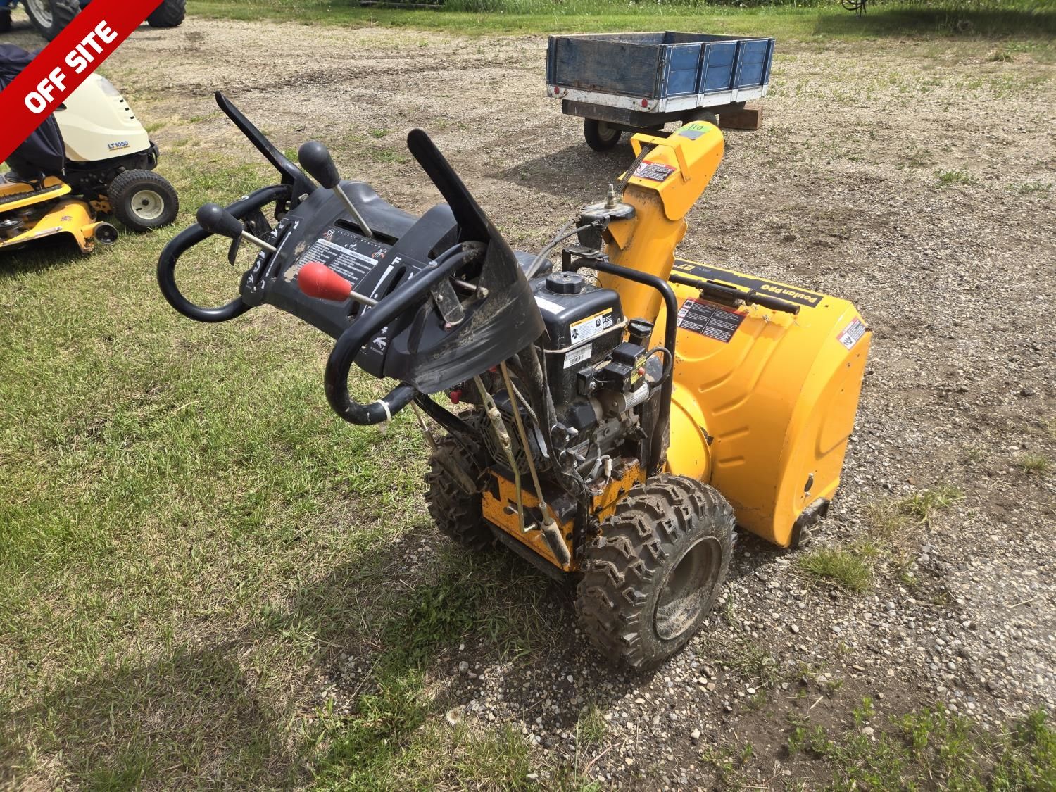 Poulan Pro 27 Inch Dual Stage Walk Behind Snowblower [24FD37041-017 ...