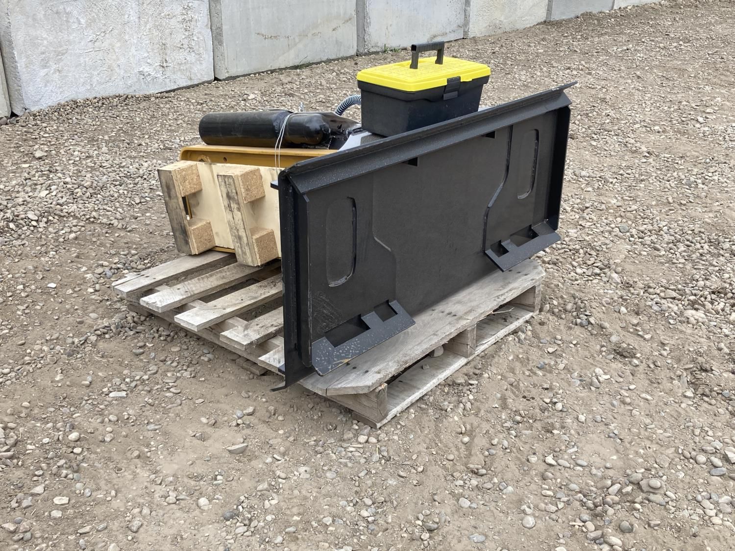 2024 AGT SSHH680 Skid Steer Breaker (Unused) [24ID13996-035] | Team ...