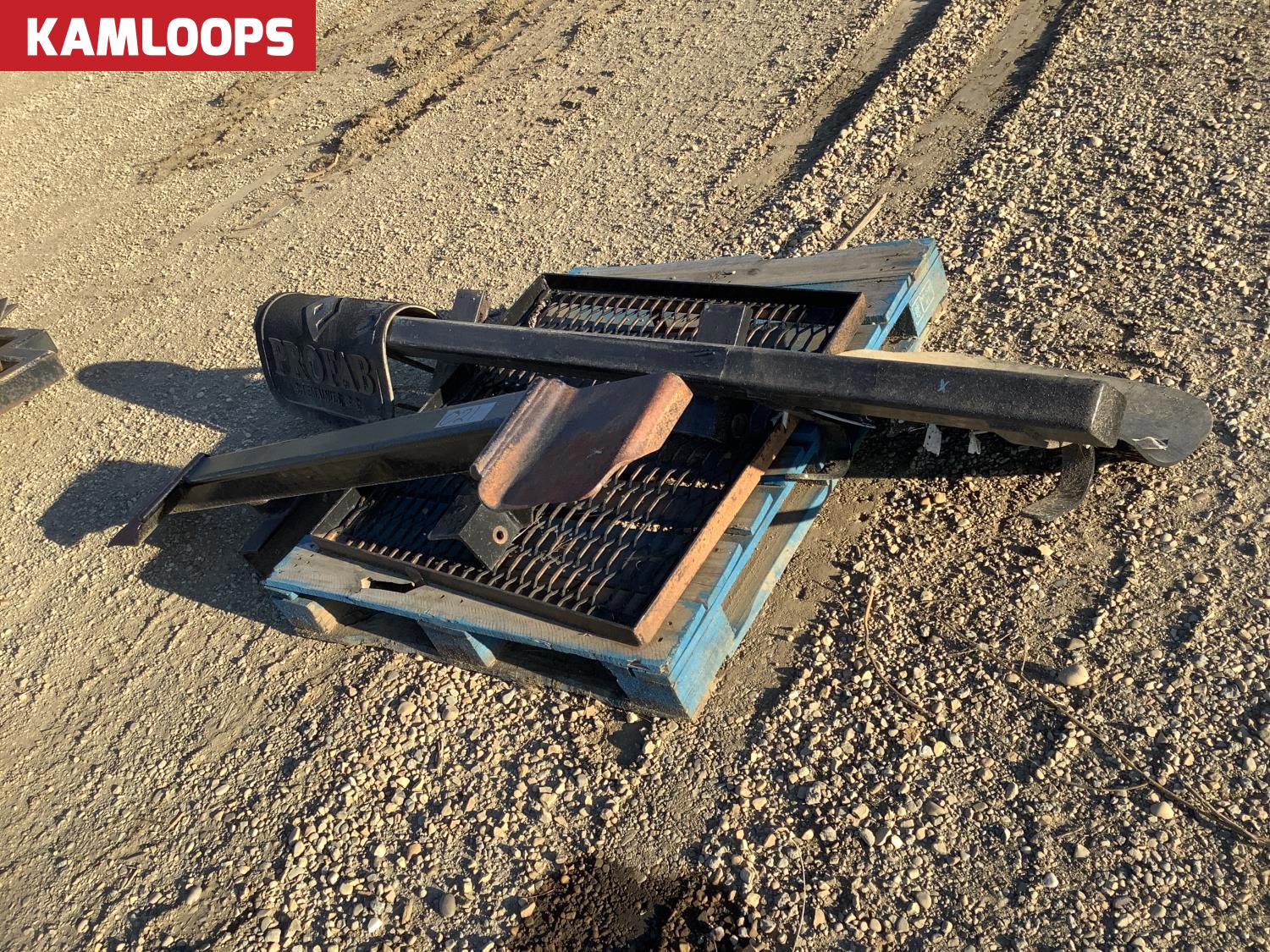 Mud Flap Bracket and Stacking Stand [25IB05995-021] | Team Auctions