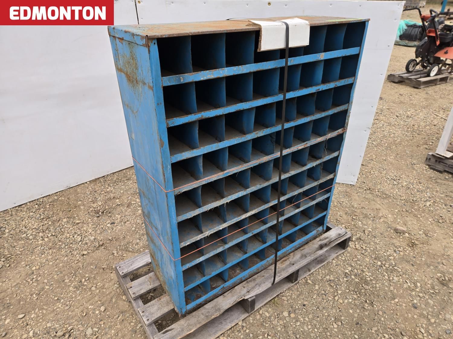 72 Compartment Bolt Bin & Poly 66 Compartment Bolt & Screw Display Bin ...