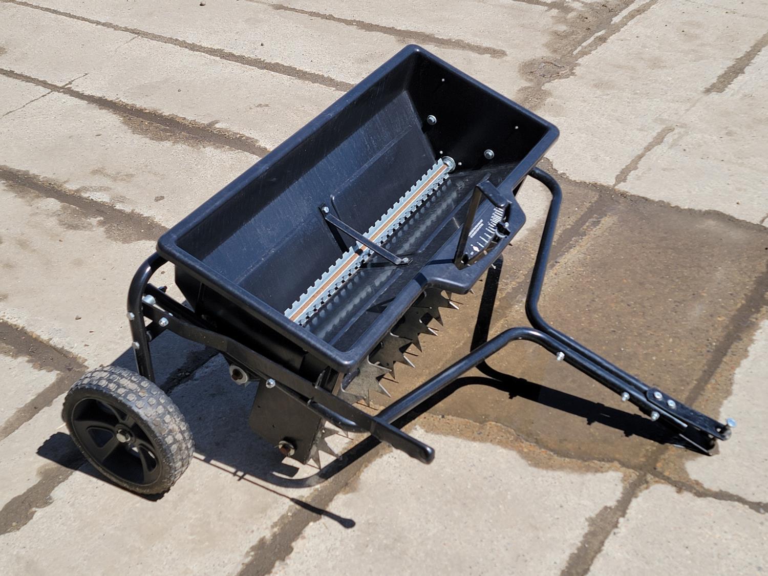 Agri-Fab 34 Inch Pull Type Grass Spiker & Fertilizer Spreader ...