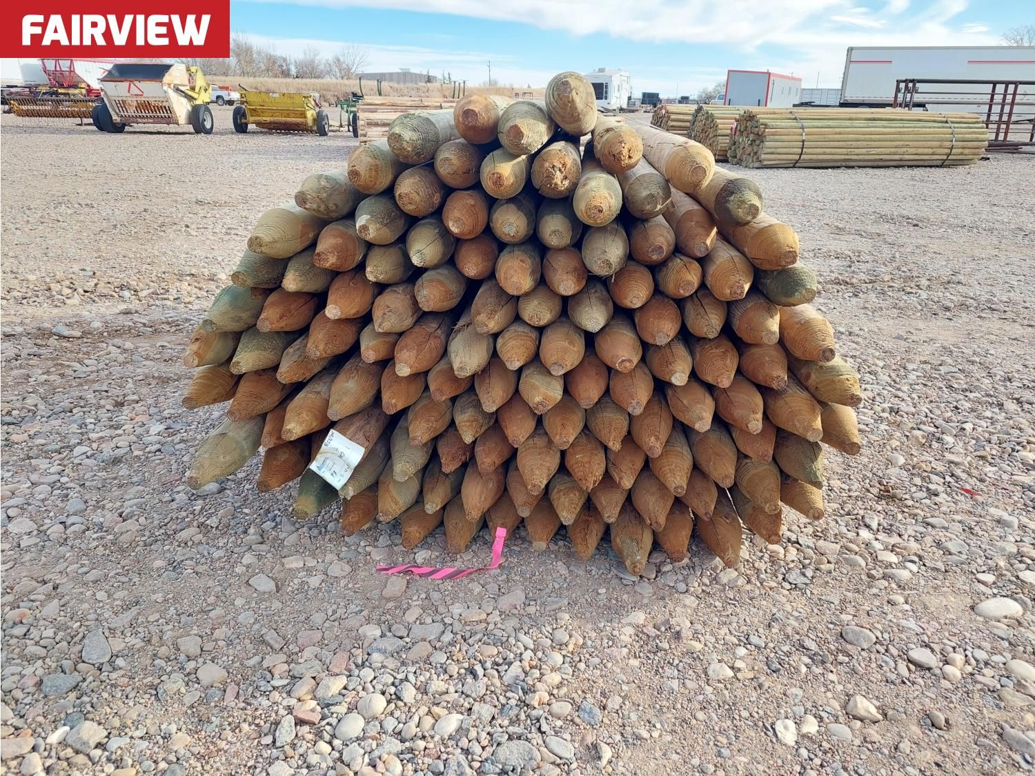 (110) 3-4 Inch X 8 Ft Fence Posts (Unused) [26BD10993-021] | Team Auctions