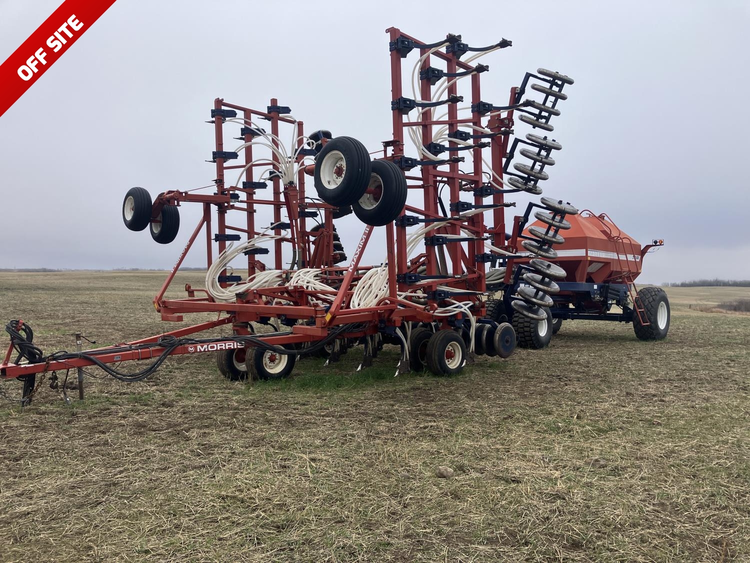 Morris Maxim II 39 Ft Air Drill with Morris 7240 Tow Behind Air Cart ...