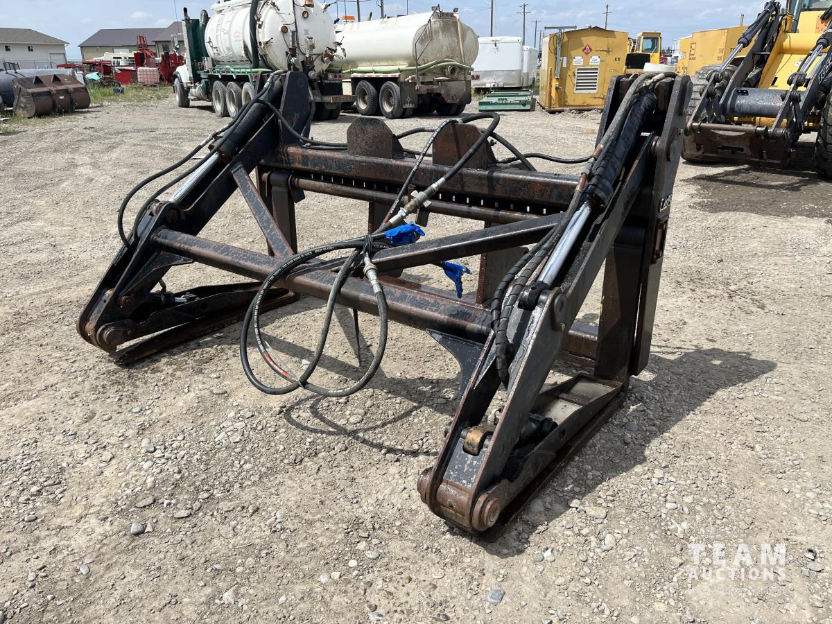 CWS Pipe Fork Grapple to Fit John Deere TC54H - Wheel Loader Attachment ...