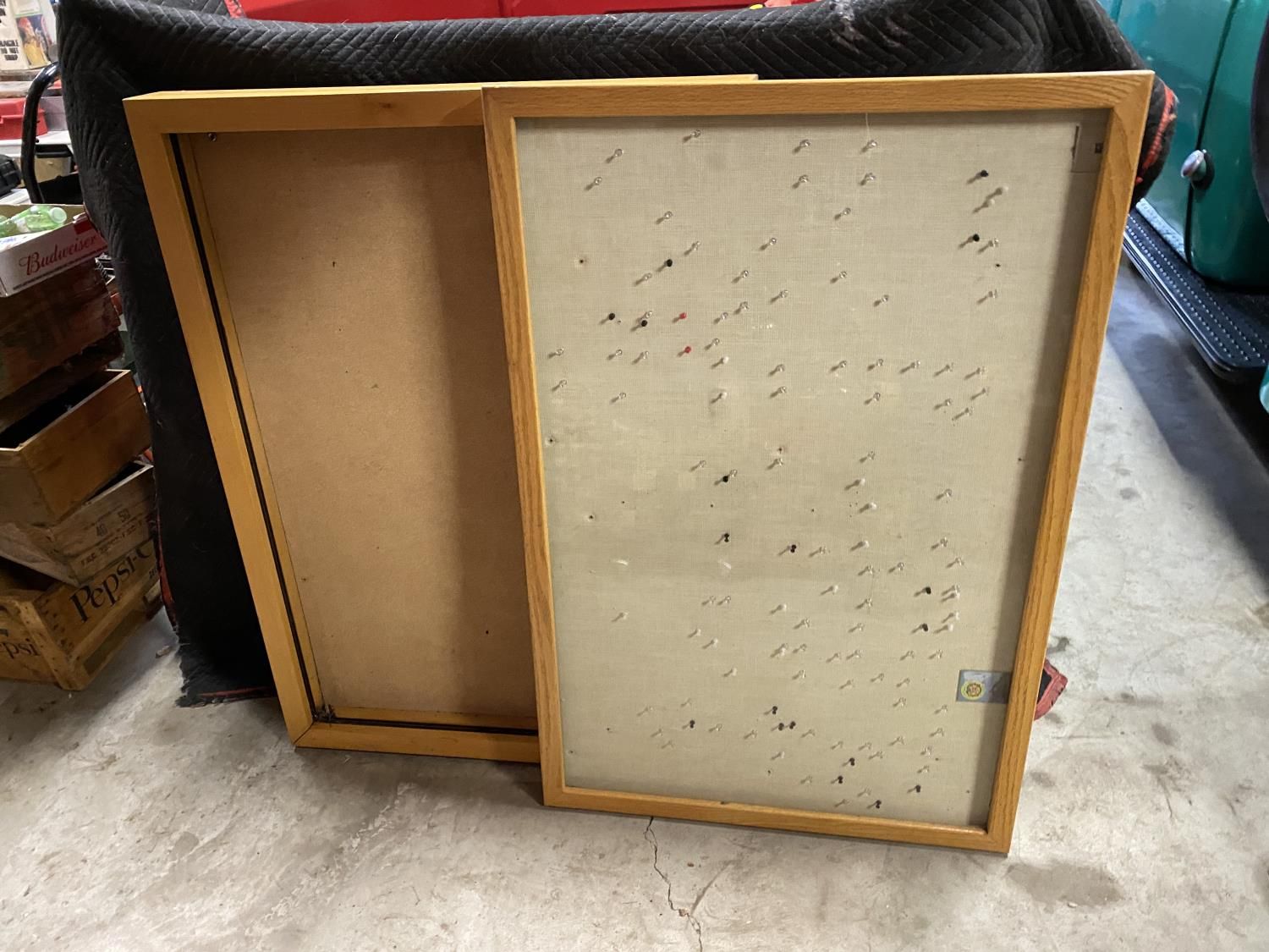 Qty of (2) Bulletin Boards [25IP02017-255] | Team Auctions