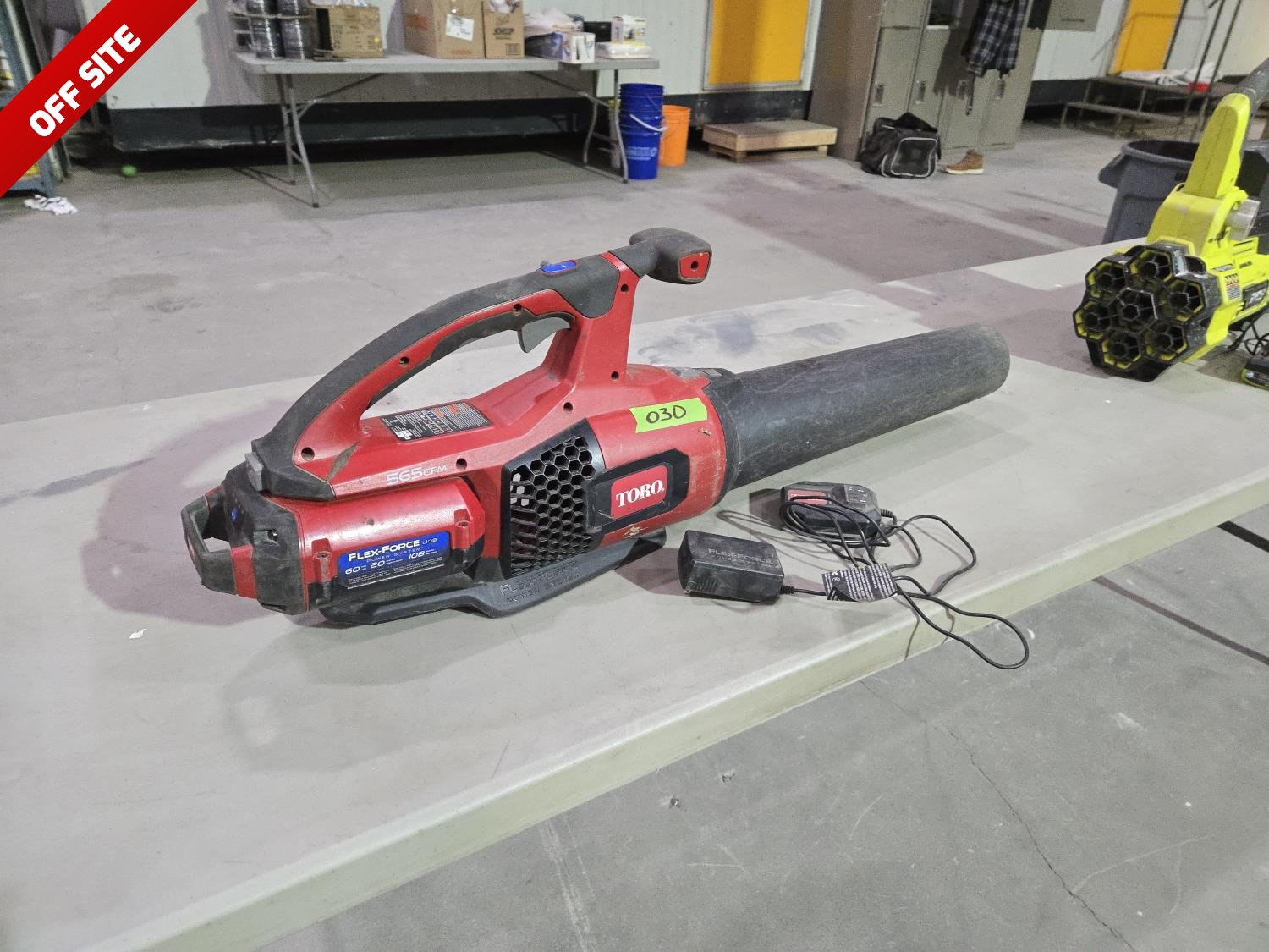 Toro Hand Held Cordless Blower [25DC41001-030] | Team Auctions