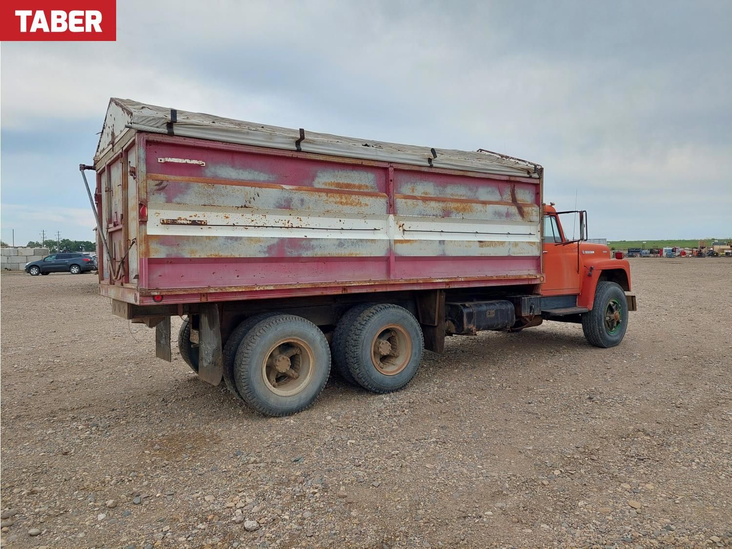1977 International Harvester Loadstar 1850 T/A Grain Truck [25IG02036 ...