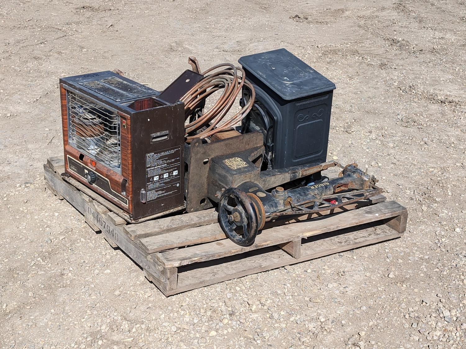 Singer Long Arm Sewing Machine [24GI03001-850] | Team Auctions