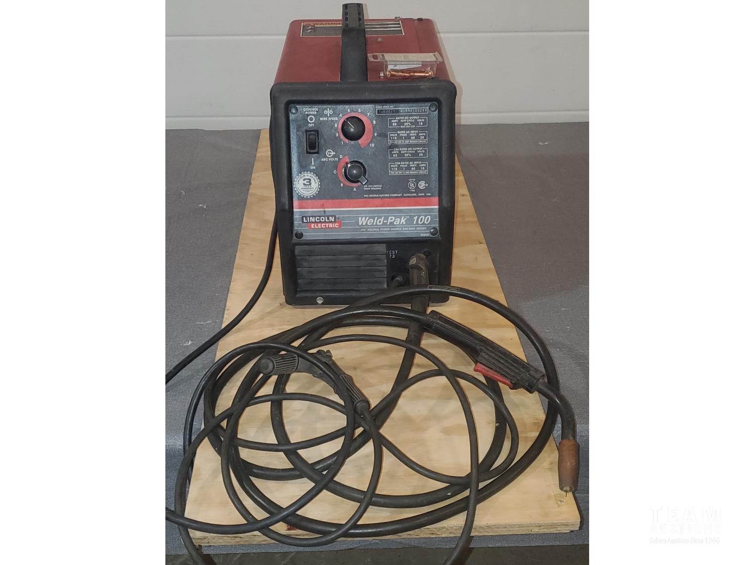 Lincoln Weld-Pak 100 Welder and (2) Boxes of Innershield Flux Cored ...