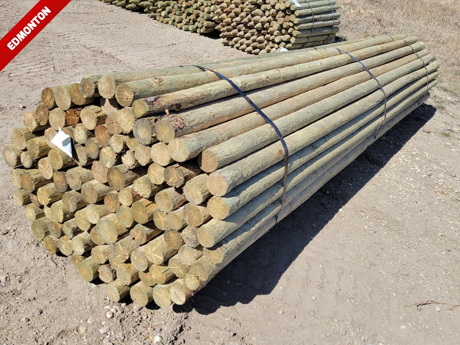 (100) 3-5 Inch X 16 Ft Treated Fence Rails [25BF10791-003] | Team Auctions