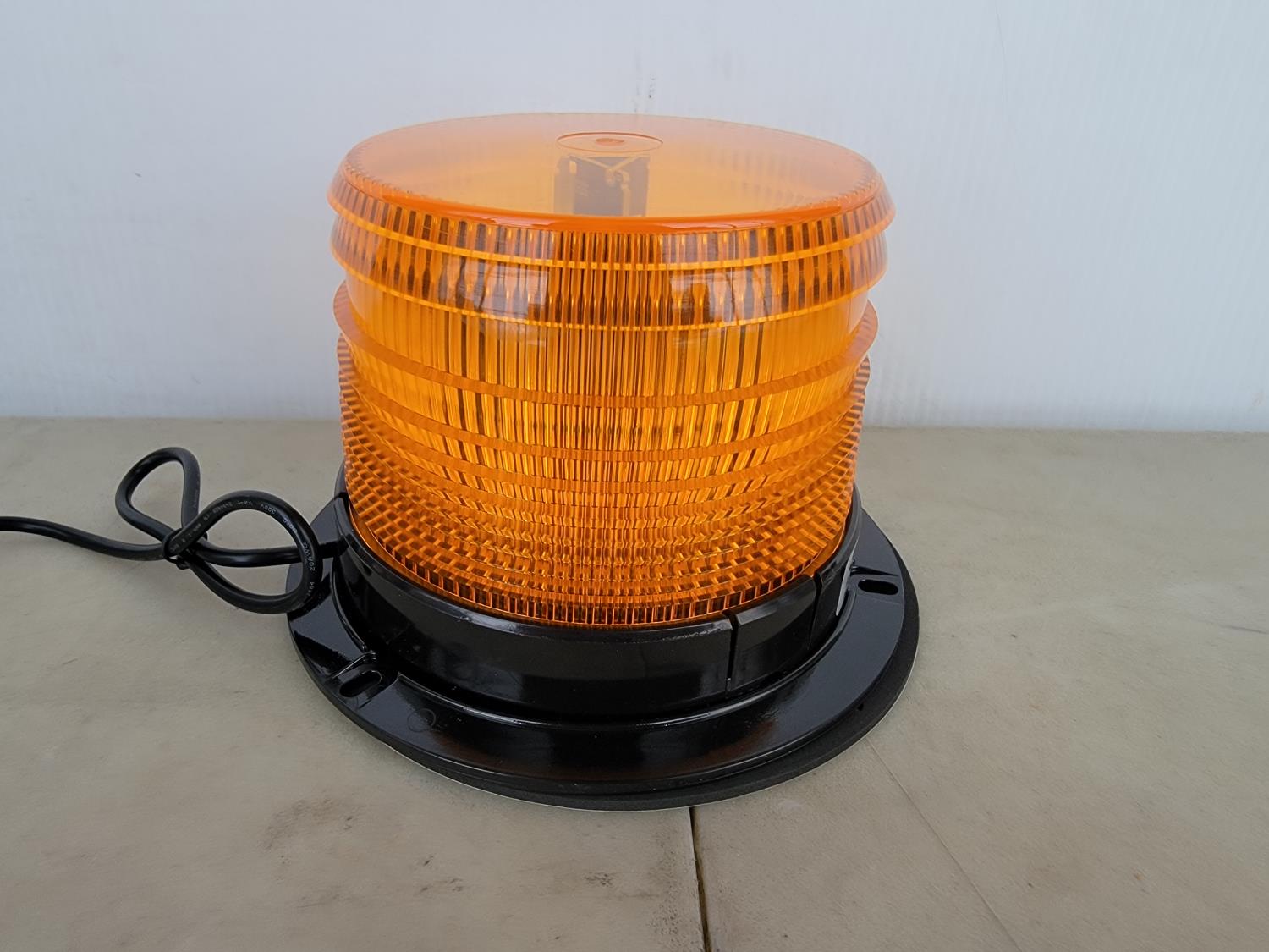 SWS 12V Amber Beacon Light (Unused) [25BG05997-019] | Team Auctions