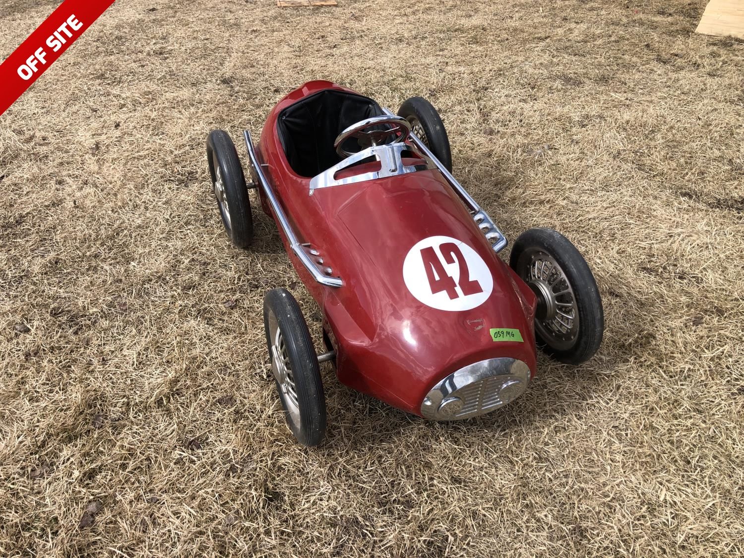 Childs Vintage Peddle Car [24EA33004-039] | Team Auctions